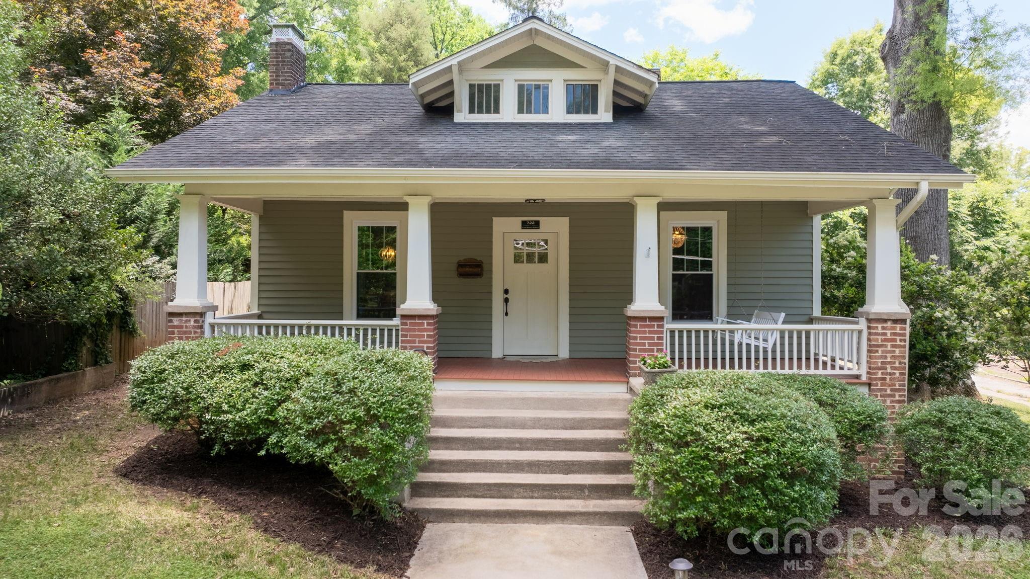722 E Broad Street, Statesville, NC