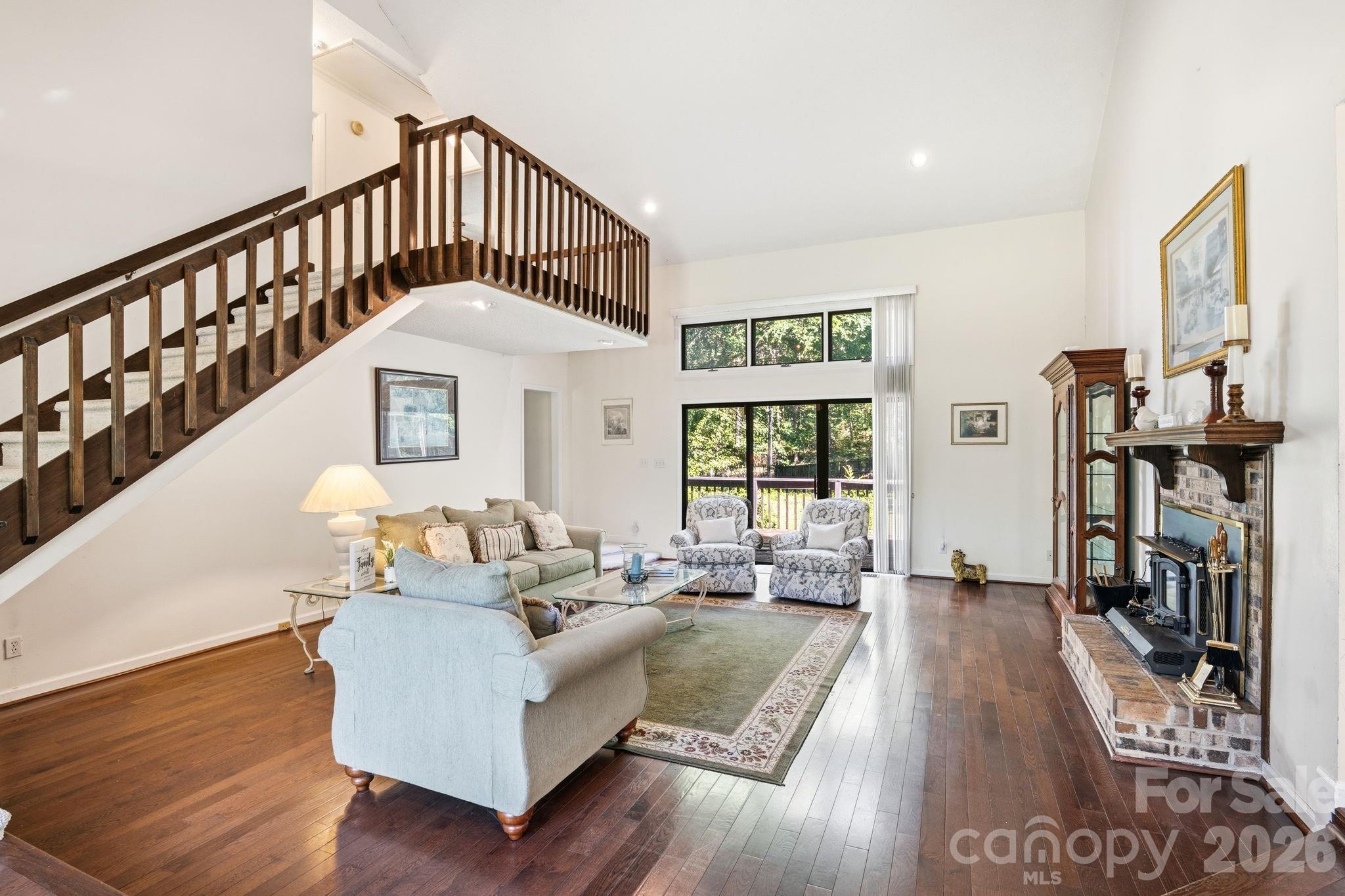 1775 Apple Tree Lane, Fort Mill, SC - photo 4 of 46