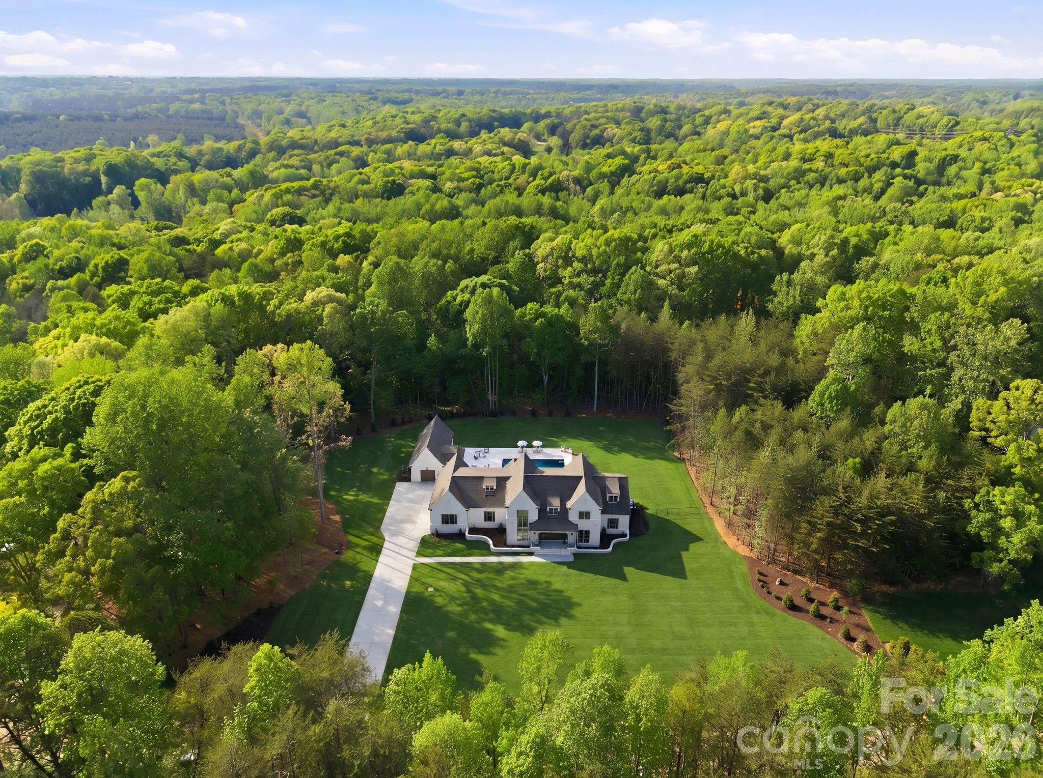 Photo 2 of 3035 Maple Way Drive, Davidson, NC