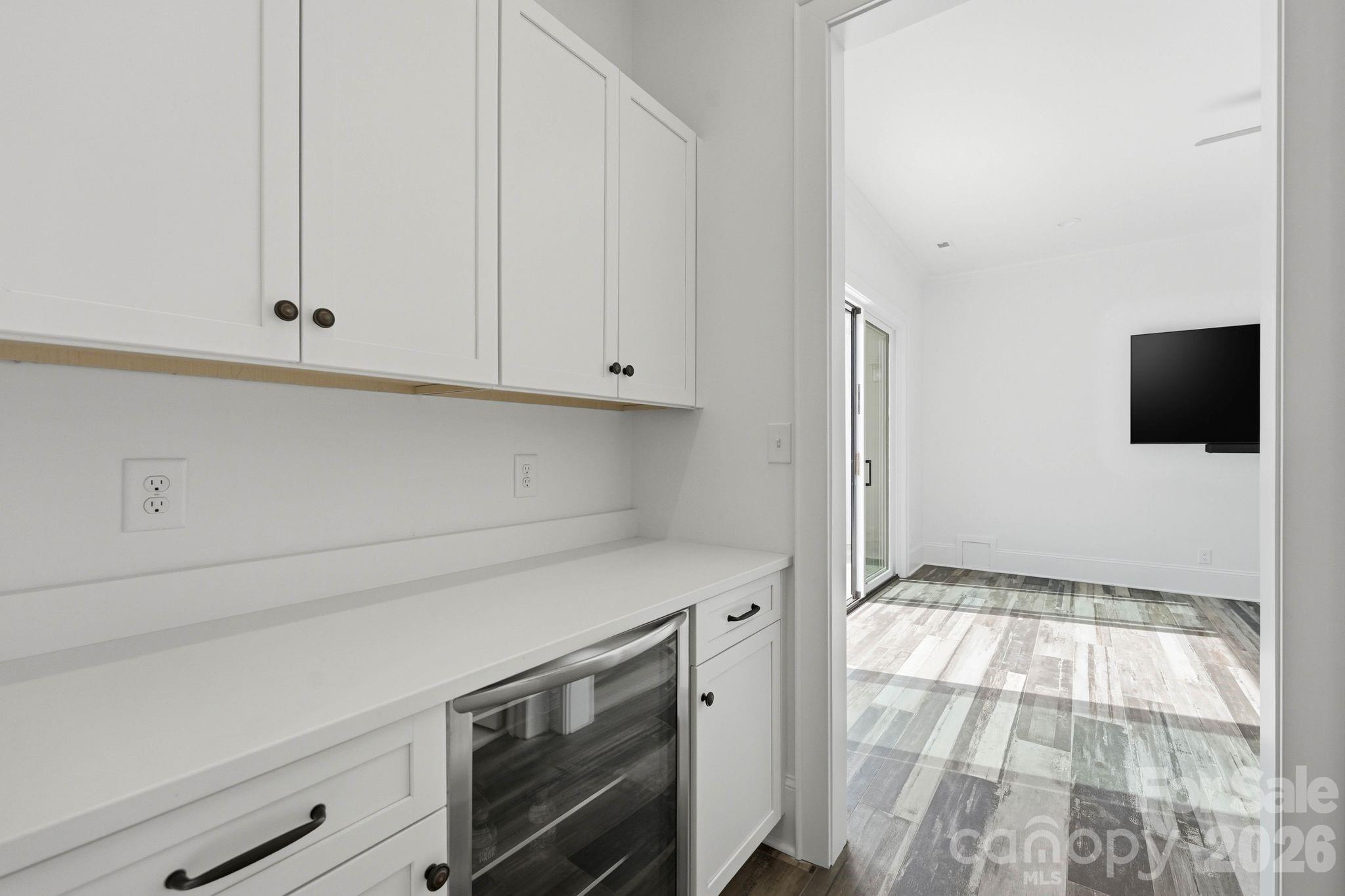 Photo 41 of 400 Glen Oaks Road, Charlotte, NC
