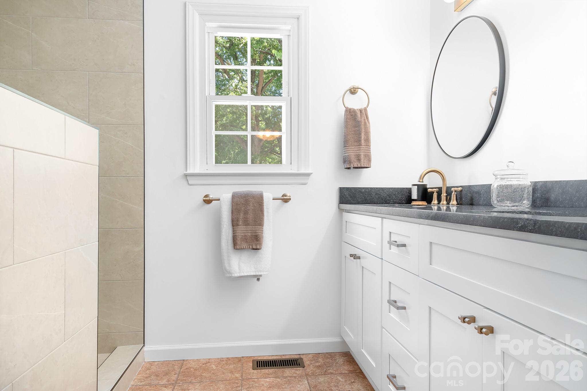 Photo 26 of 3706 Selwyn Farms Lane17-3, Charlotte, NC