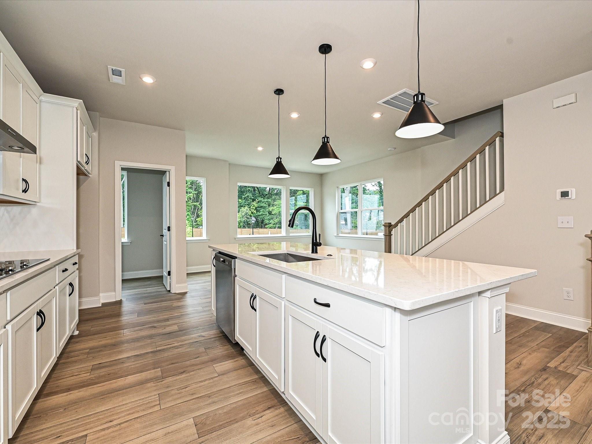 Photo 5 of 8034 Cedarsmith Court, Charlotte, NC