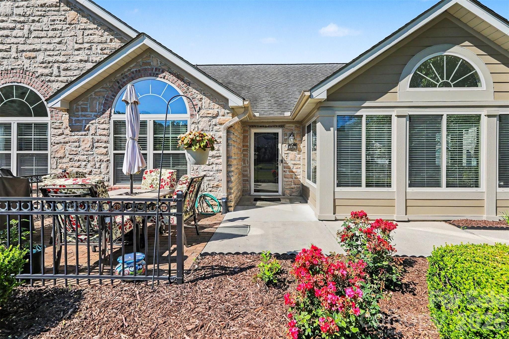 Photo 3 of 4720 Polo Gate Boulevard, Charlotte, NC