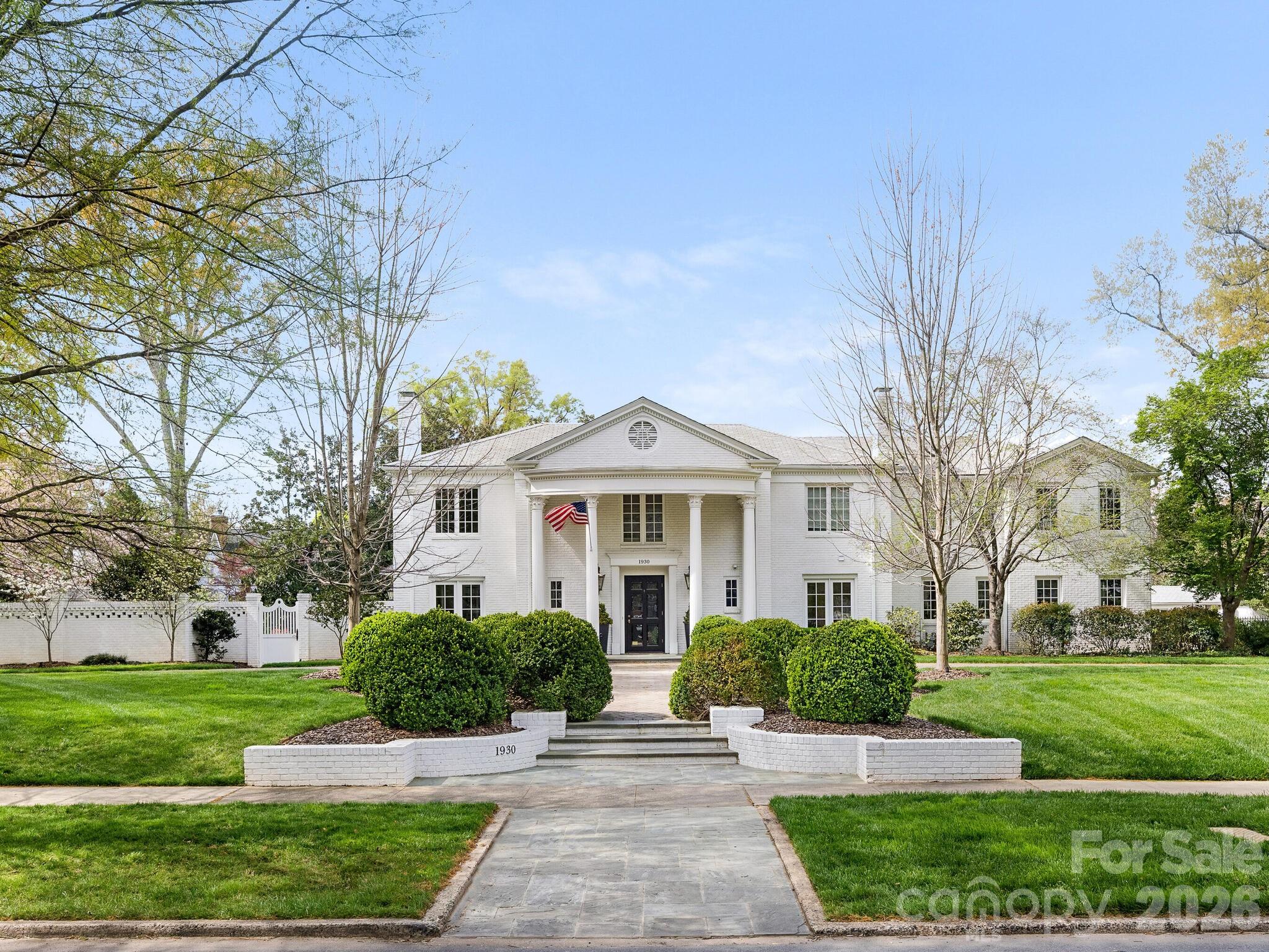 1930 Queens Road W, Charlotte, NC