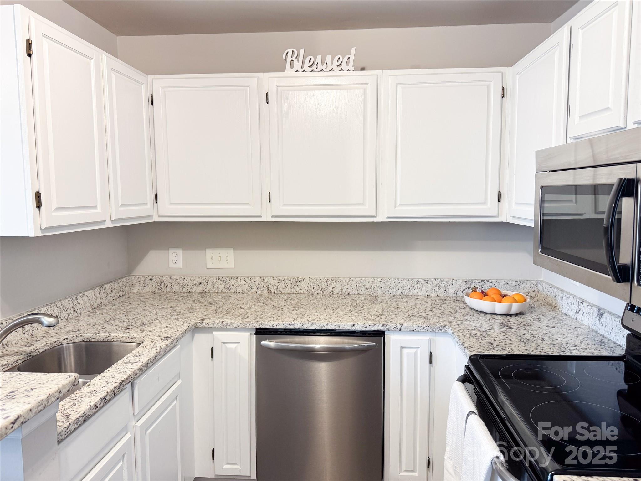 Photo 19 of 9211 Ravenwing Drive9211, Charlotte, NC