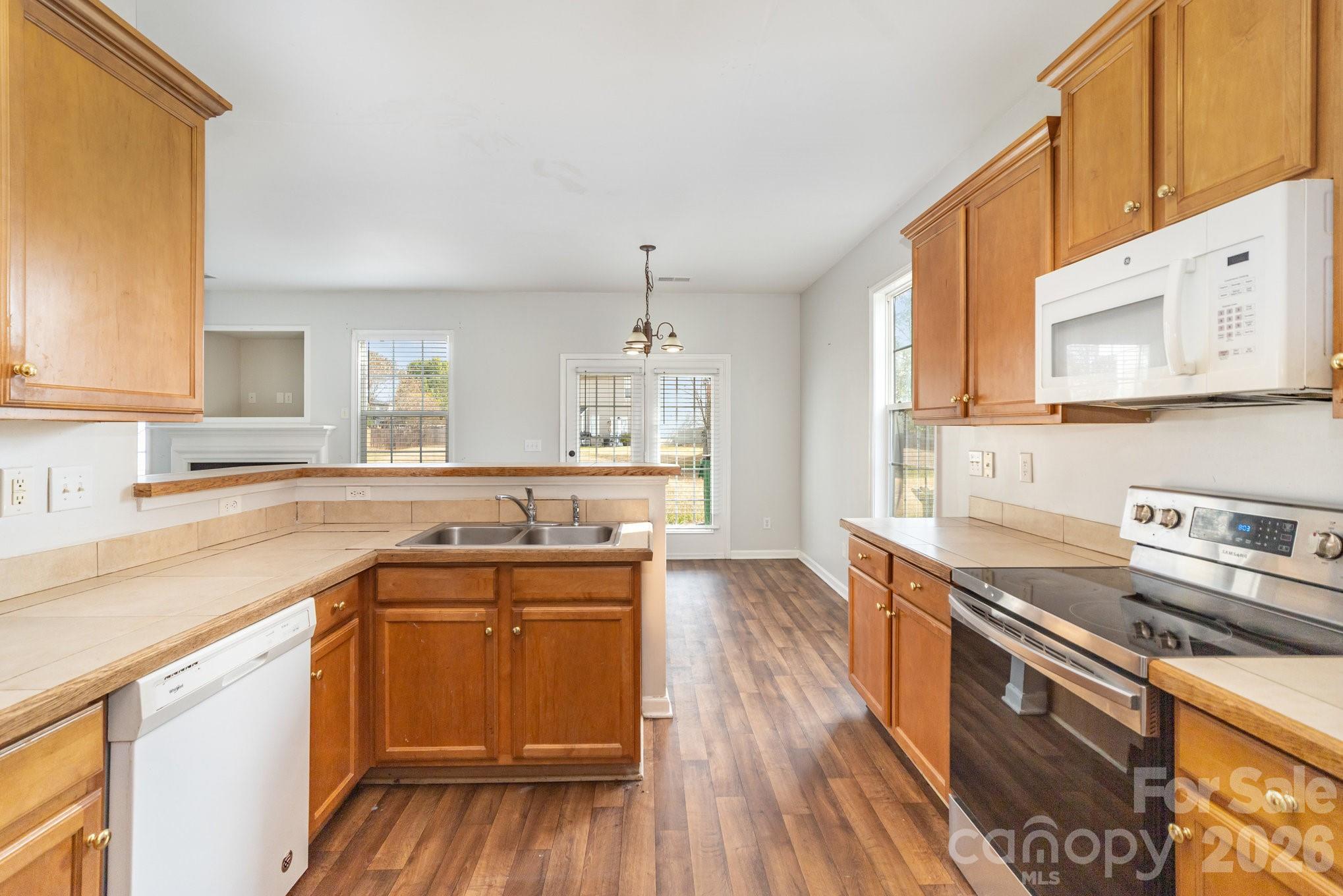 14413 Asheton Creek Drive, Charlotte, NC - photo 13 of 39