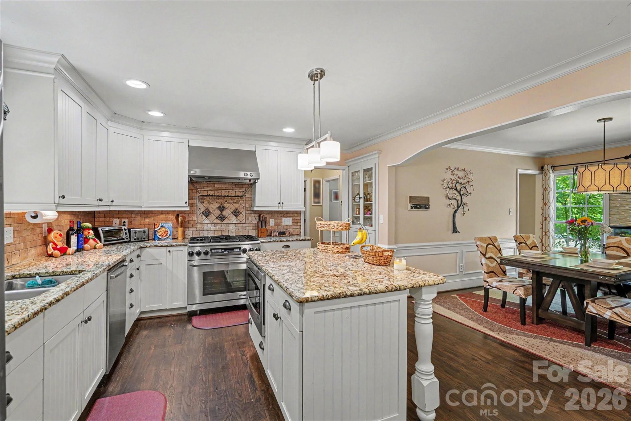 5812 Camelot Drive, Charlotte, NC - photo 13 of 32