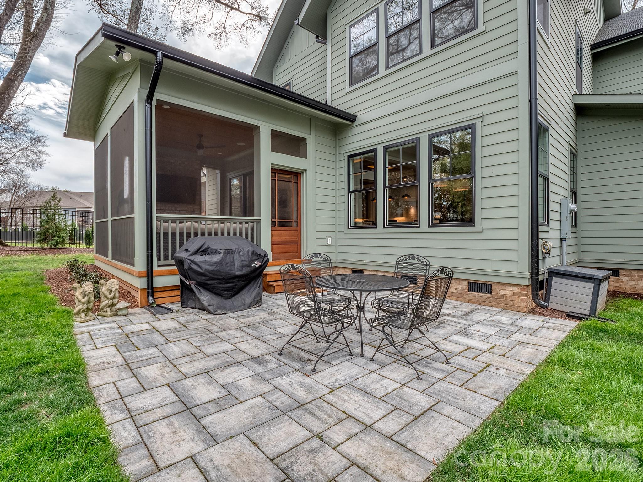 Photo 42 of 2622 Duncan Avenue, Charlotte, NC