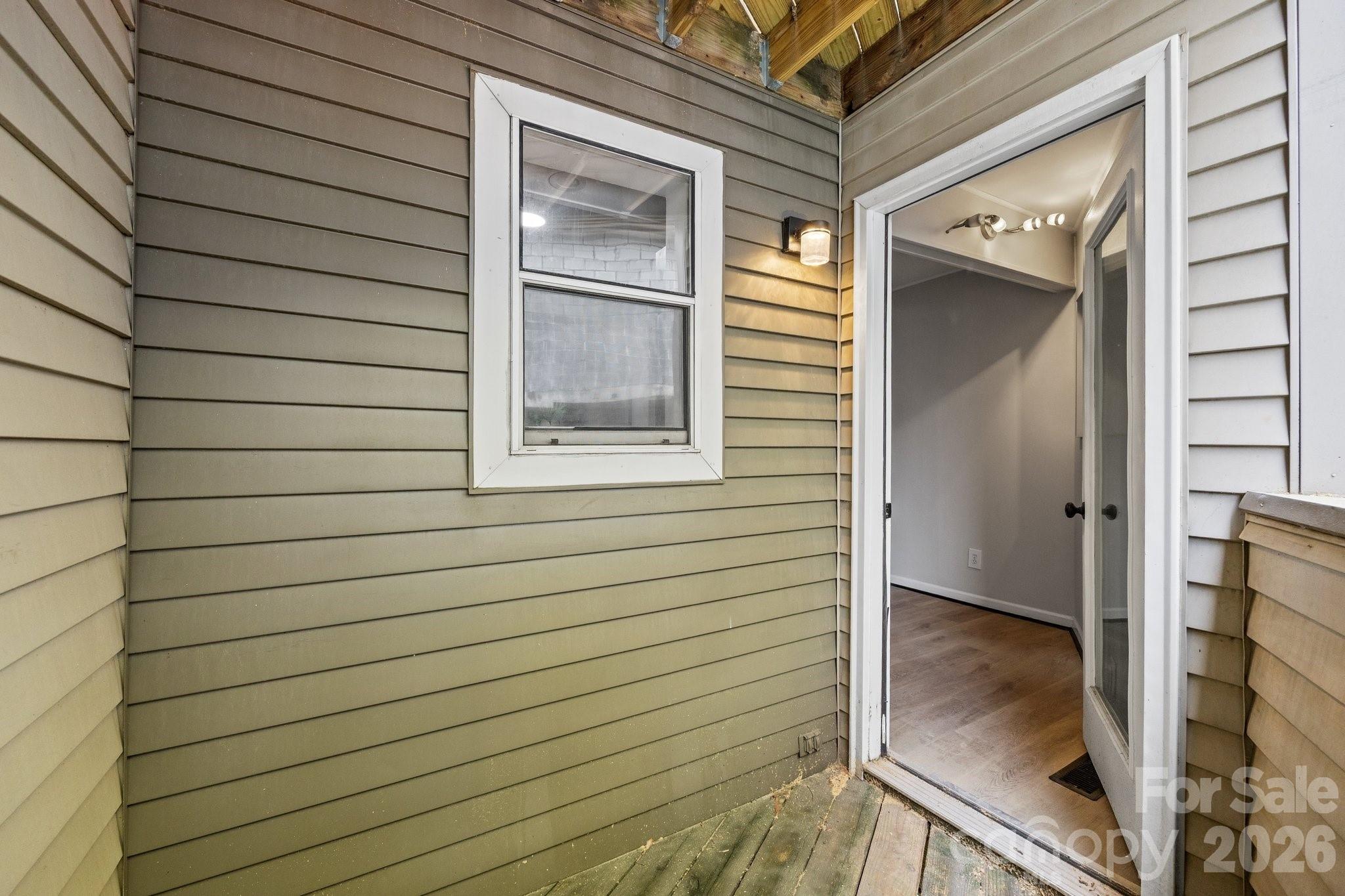 Photo 14 of 415 W 7th StreetH, Charlotte, NC