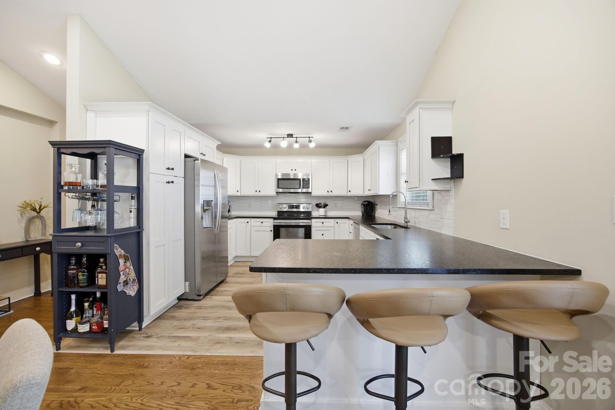Photo 5 of 1742 Dunkirk Drive, Charlotte, NC