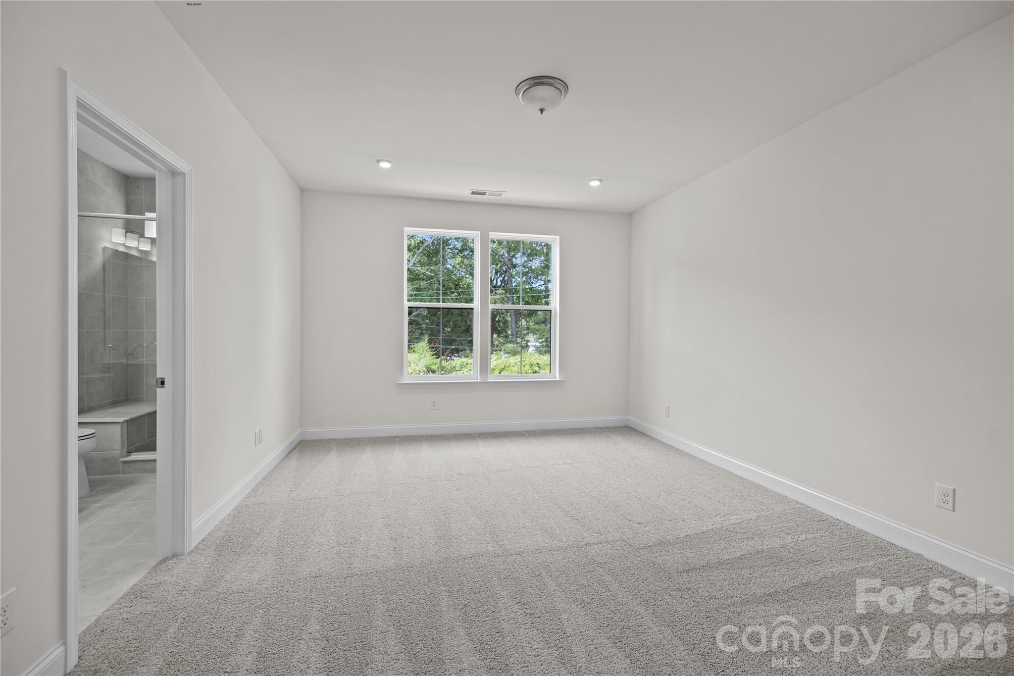 Photo 6 of 3027 Rozzelles Ferry Road, Charlotte, NC