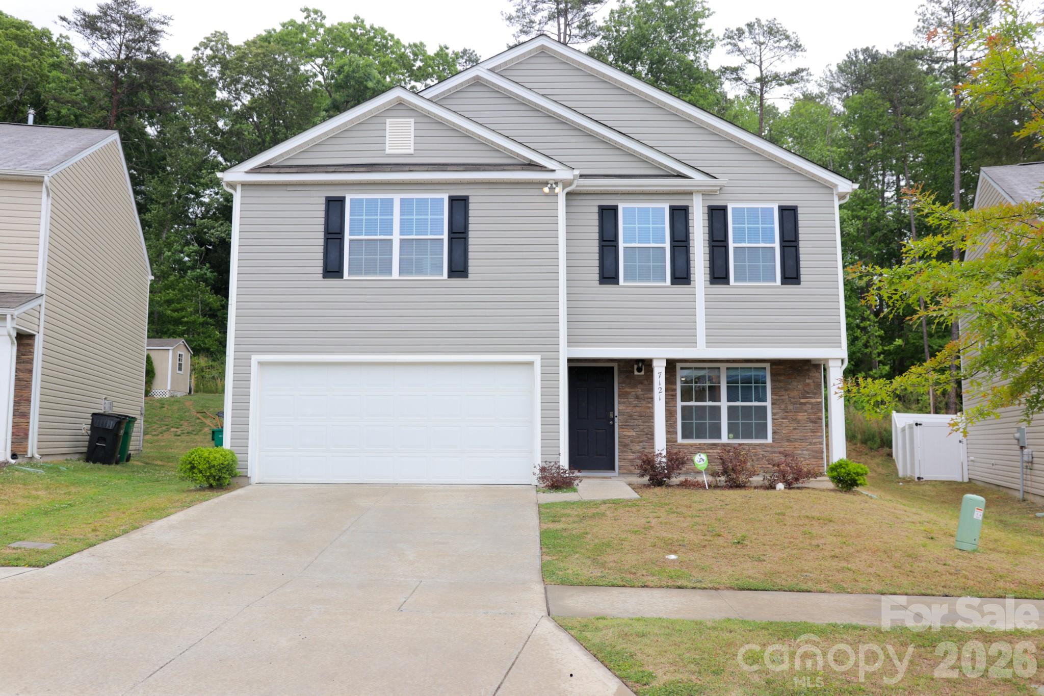 Photo 2 of 7121 Finnigan Road, Charlotte, NC
