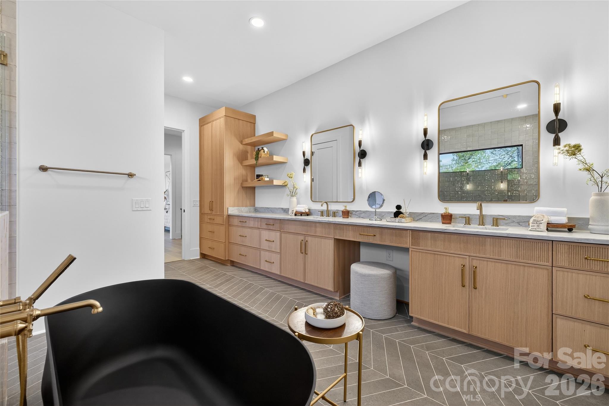 Photo 27 of 1209 Meadowood Lane, Charlotte, NC