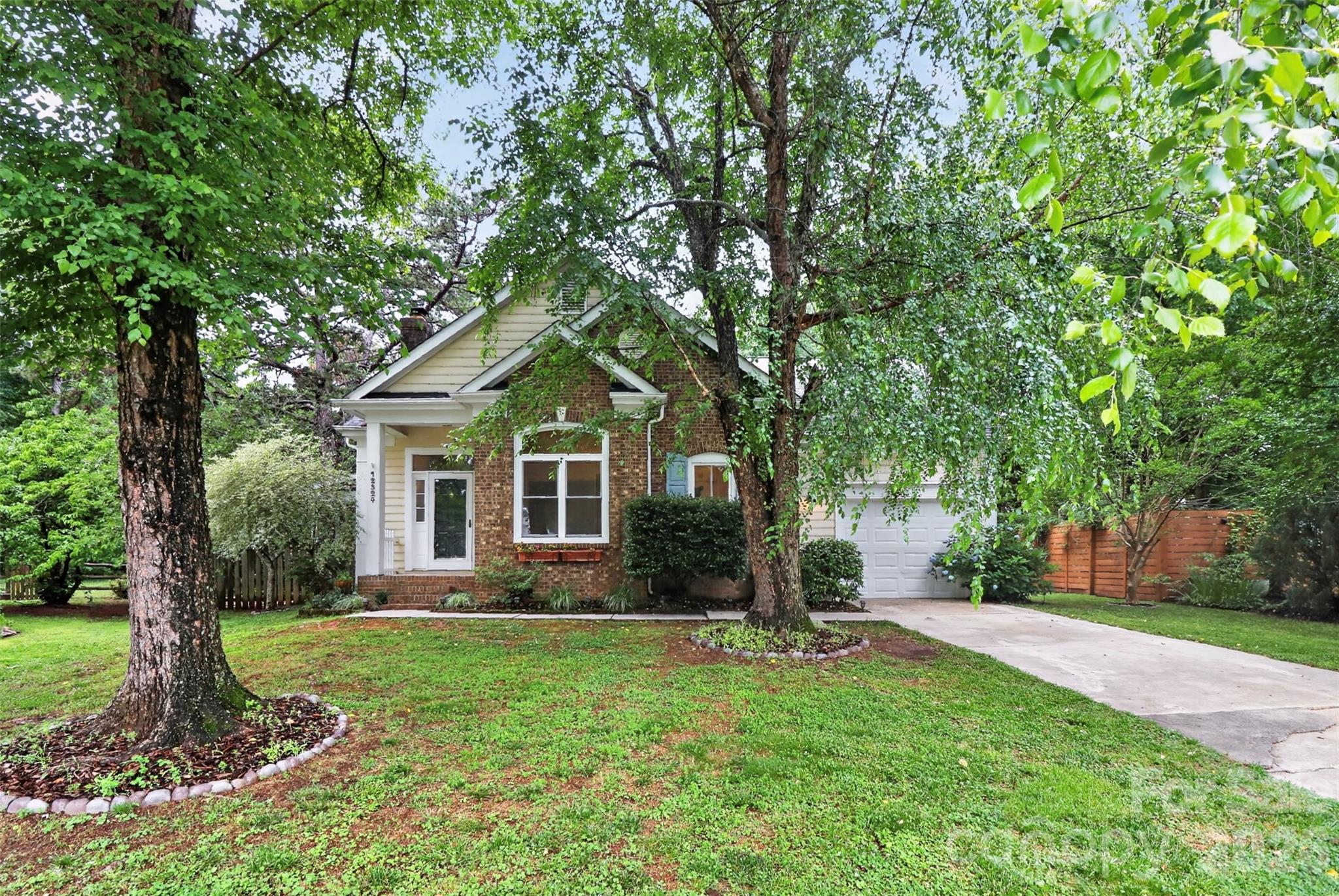 12324 Terrick Court, Charlotte, NC - photo 2 of 40