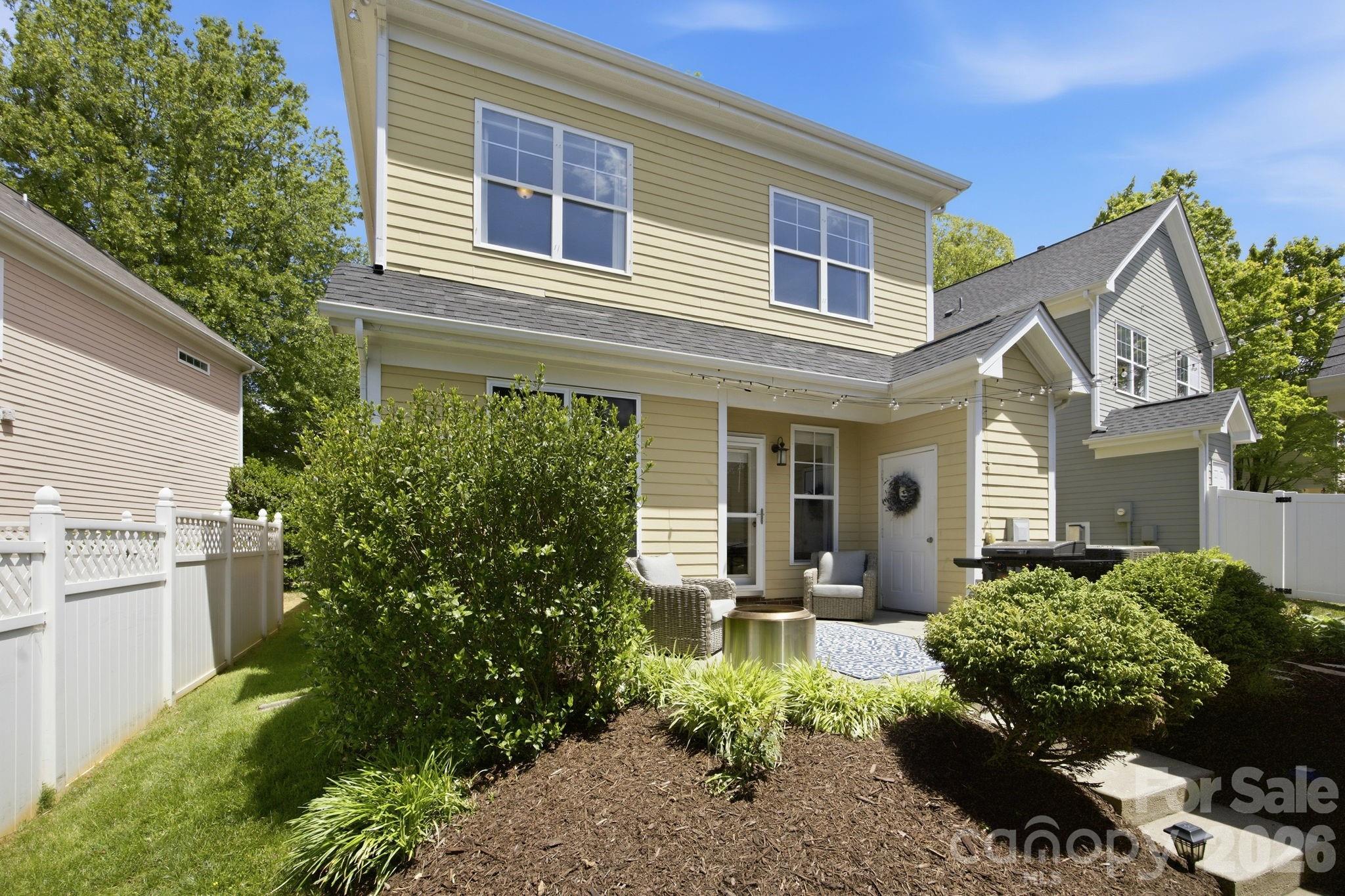 14458 Holly Springs Drive, Huntersville, NC - photo 26 of 44