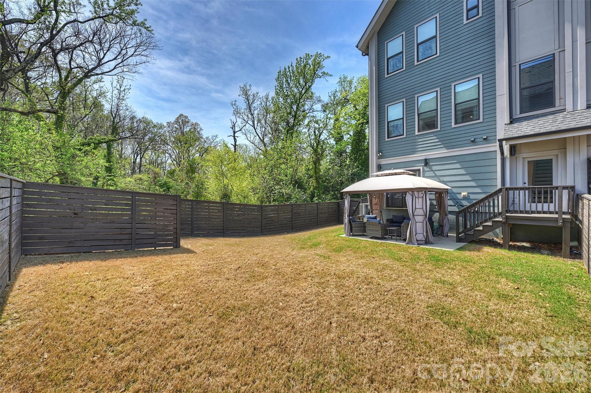 Photo 33 of 1500 Hawthorne LaneA, Charlotte, NC
