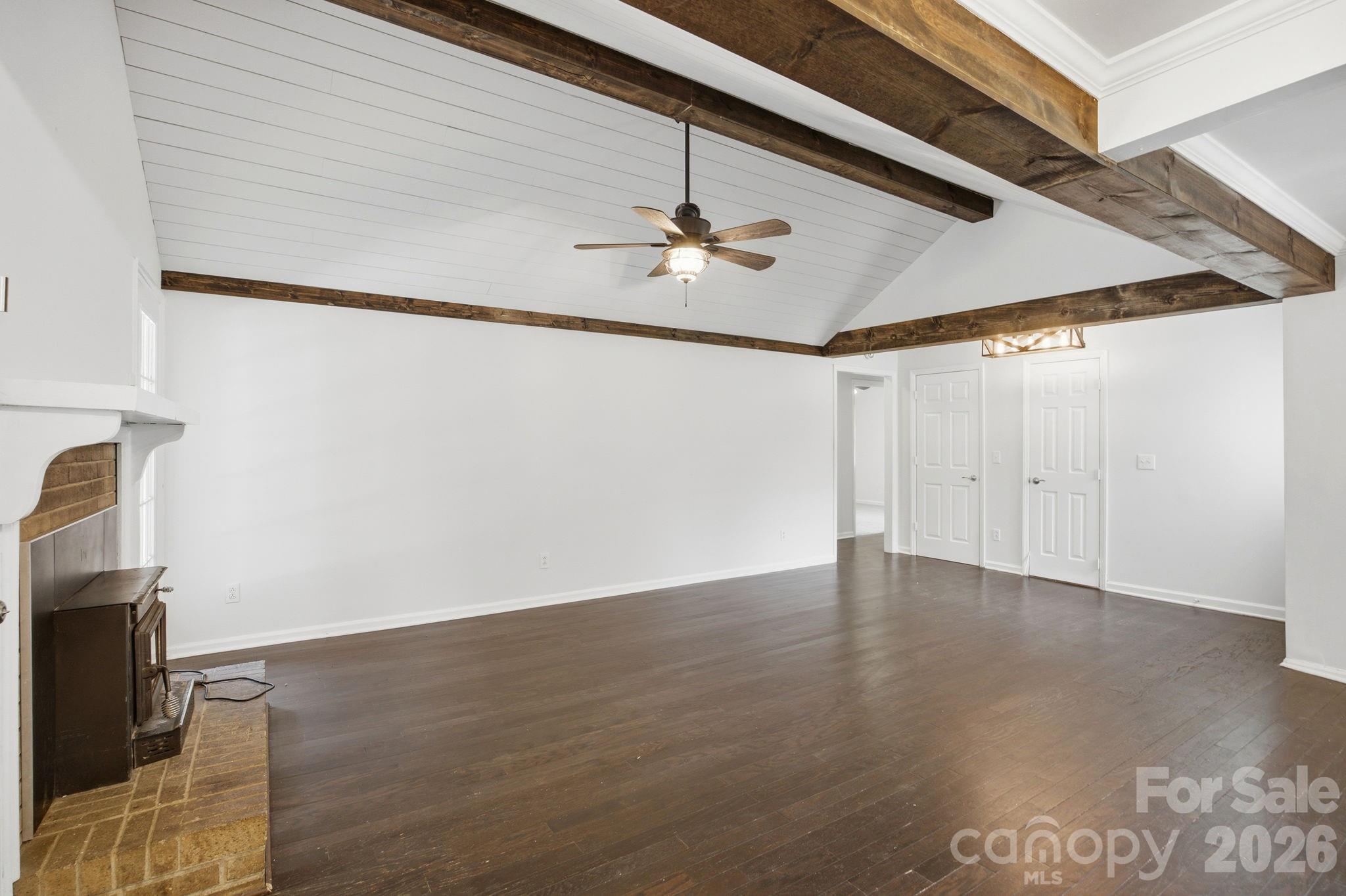 6727 Glenmoor Drive, Charlotte, NC - photo 5 of 32