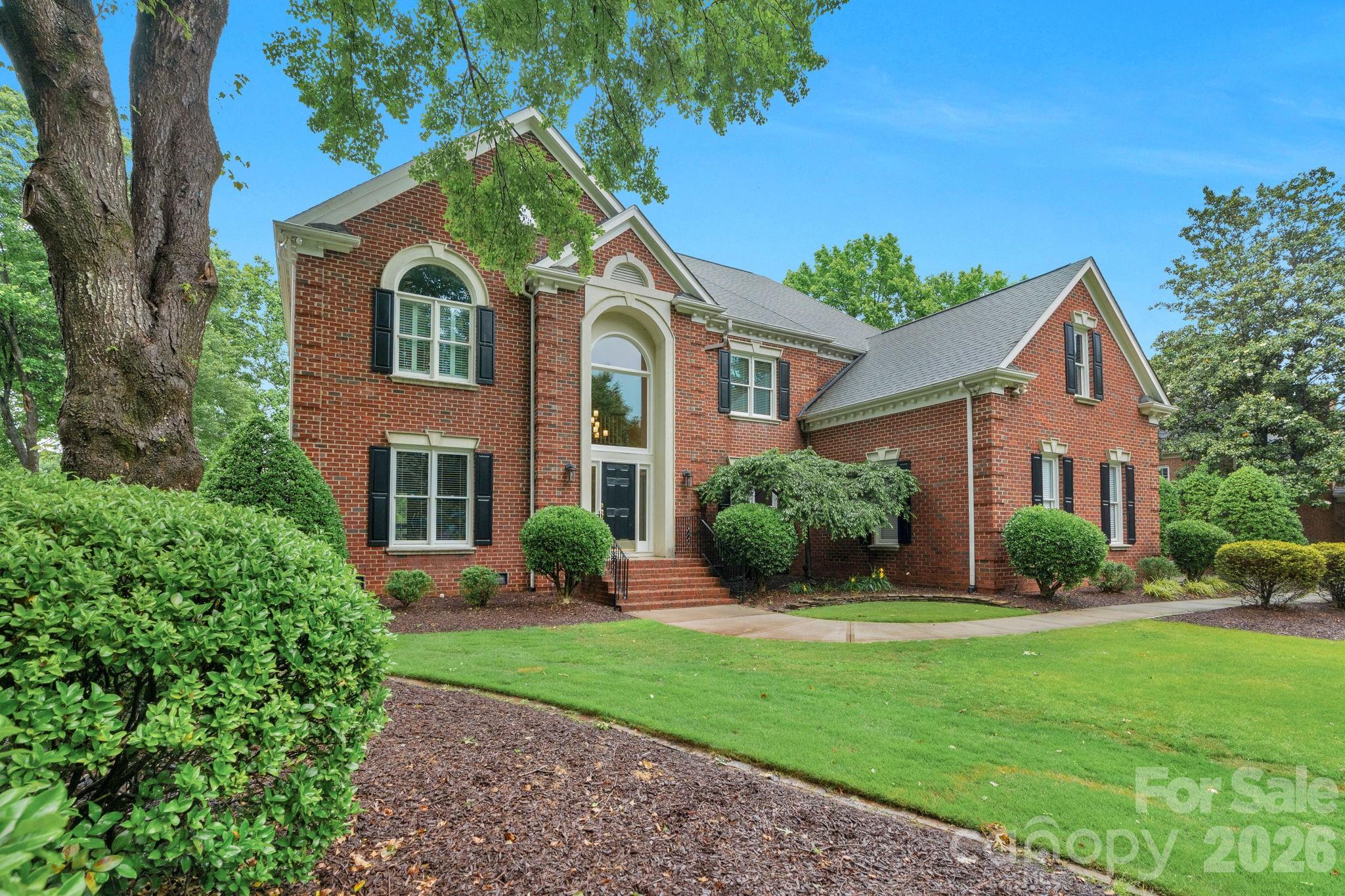 Home for sale at 10514 Old Wayside Road, Charlotte, NC — photo 1 of 47