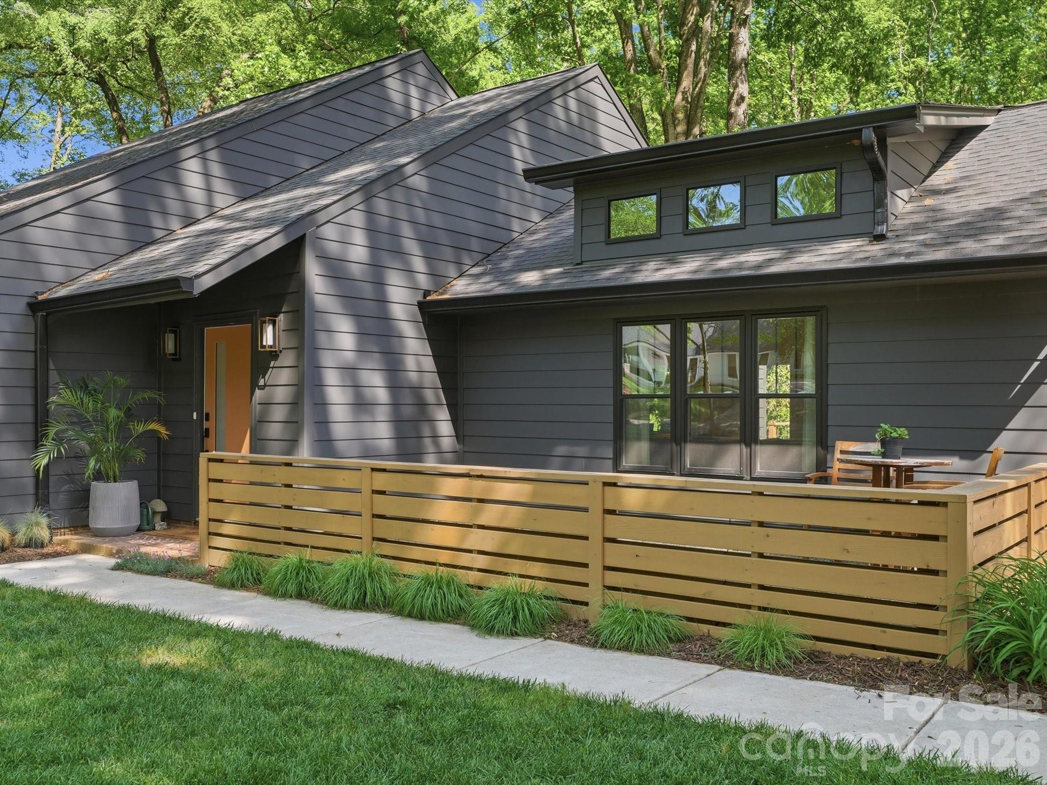 Photo 28 of 1611 E Barden Road, Charlotte, NC