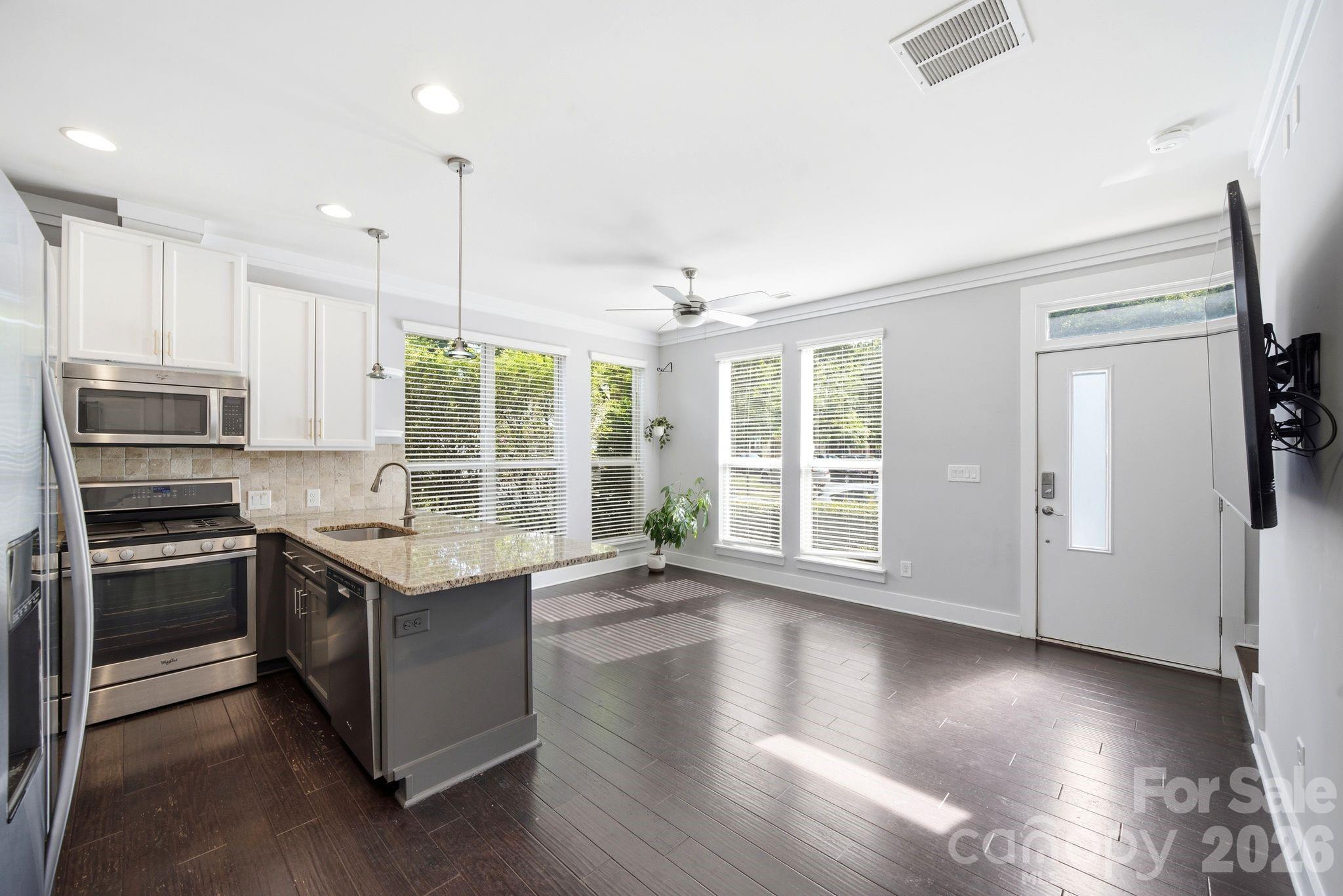 923 Warren Burgess Lane, Charlotte, NC