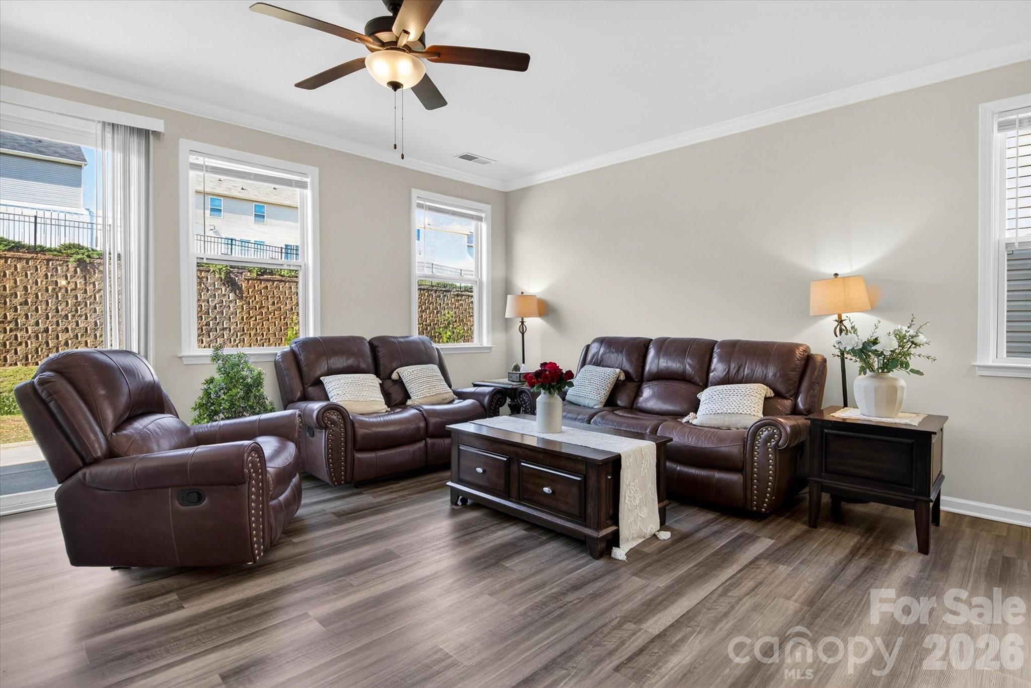 Photo 4 of 6629 Meridale Forest Drive, Charlotte, NC