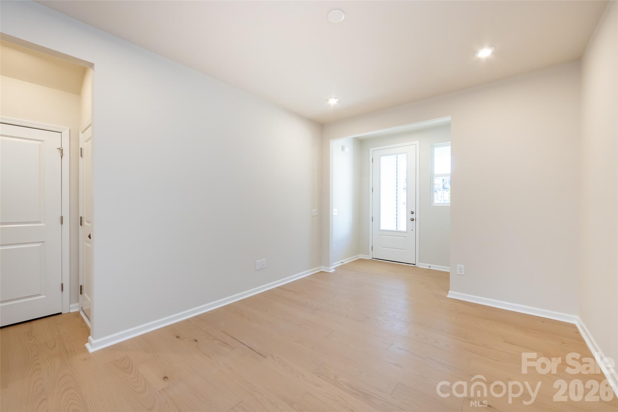 Photo 4 of 6005 Longar Lane, Charlotte, NC