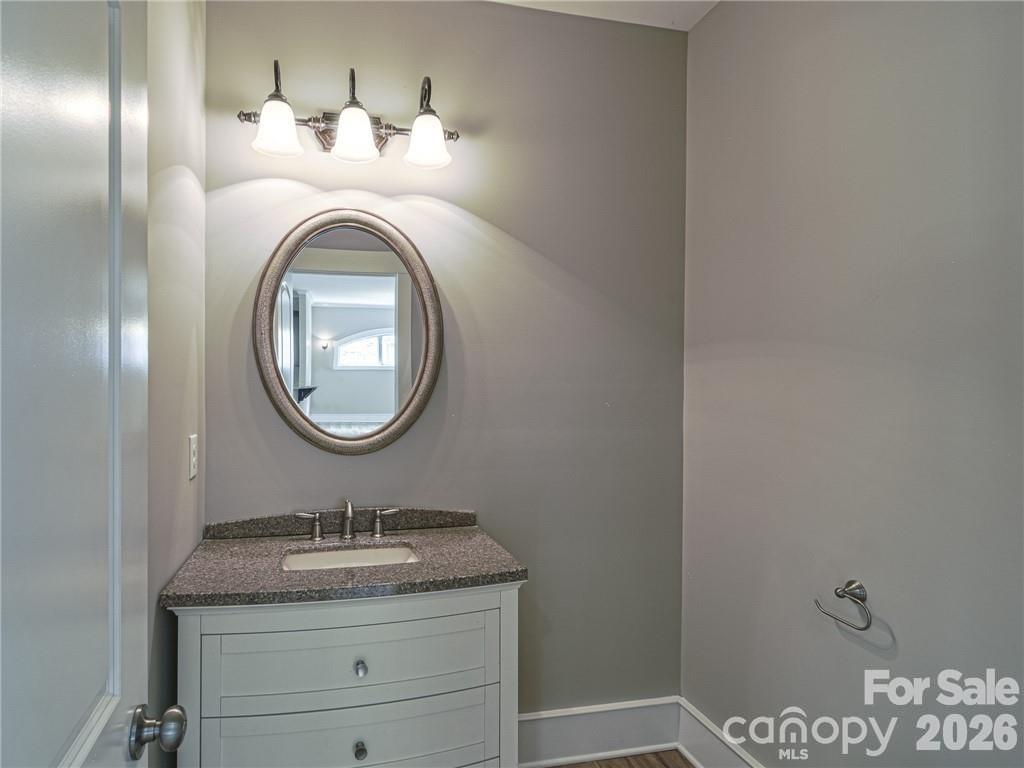 Photo 14 of 10136 Fairlea Drive, Charlotte, NC