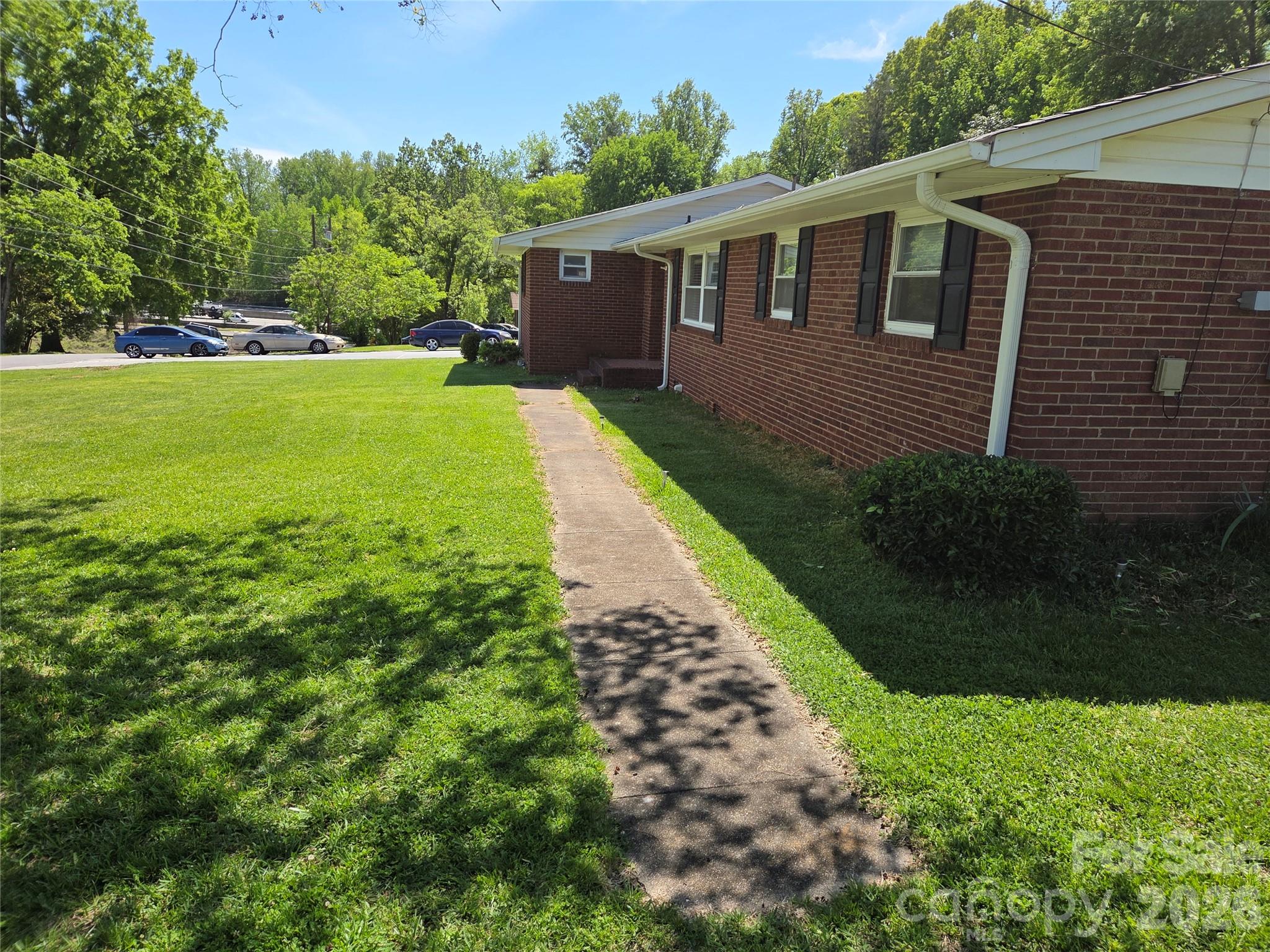 7222 Melody Lane, Charlotte, NC - photo 4 of 23