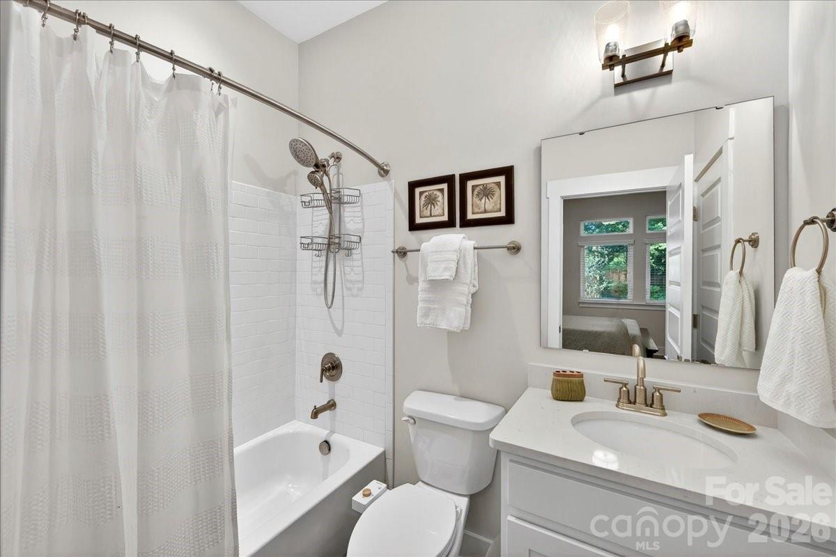 Photo 10 of 4136 Castleton Road, Charlotte, NC