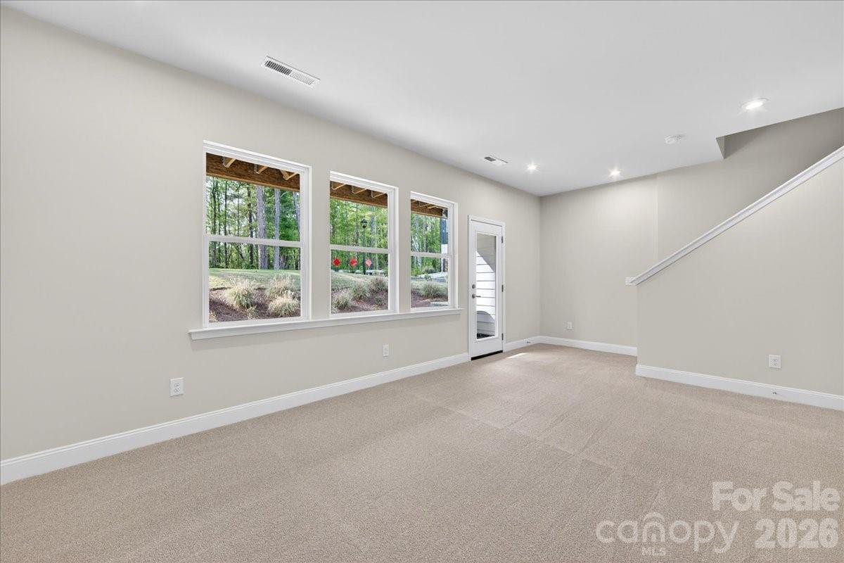 Photo 6 of 7933 Cedarsmith Court, Charlotte, NC