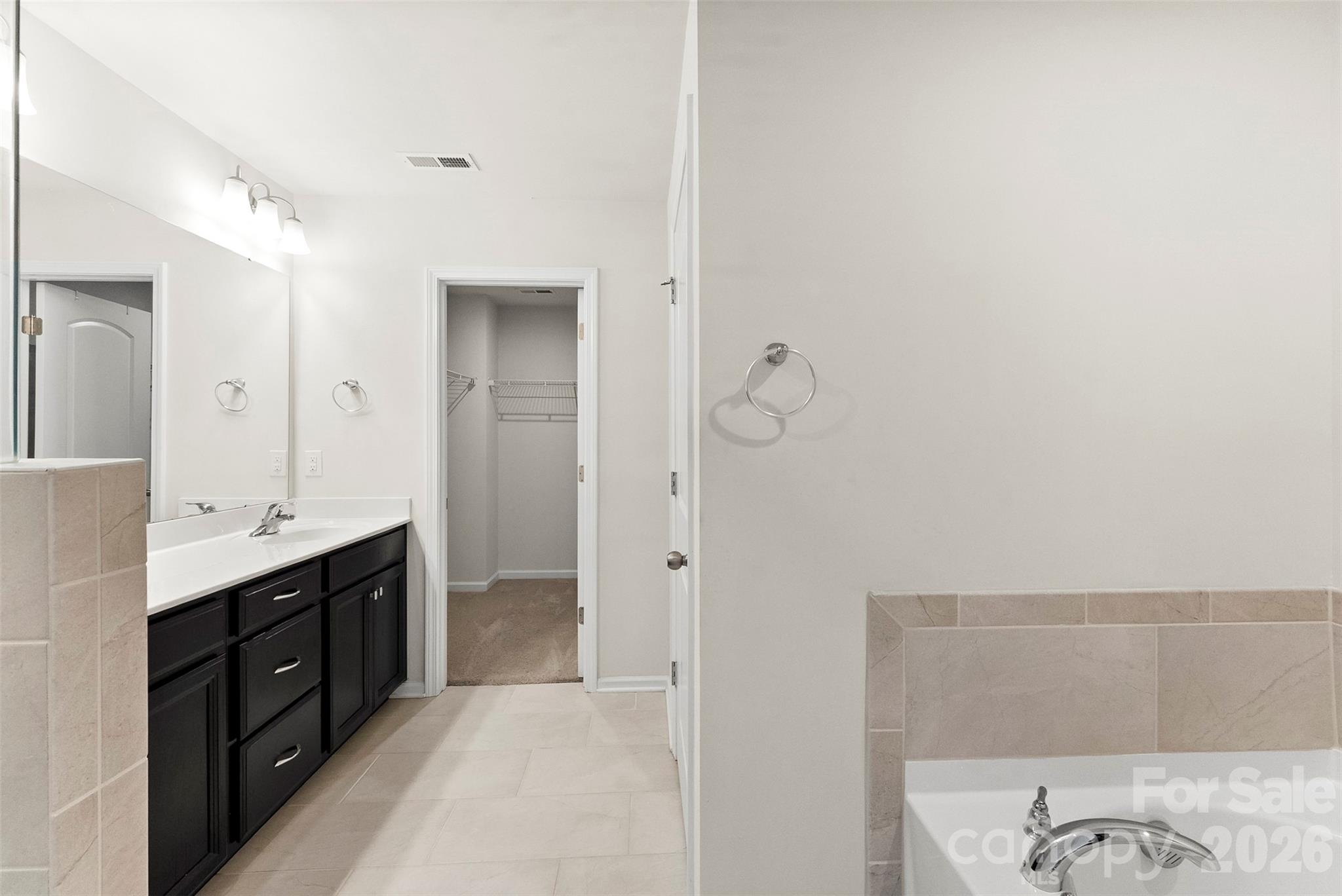 Photo 21 of 11010 Chalkbark Lane, Charlotte, NC