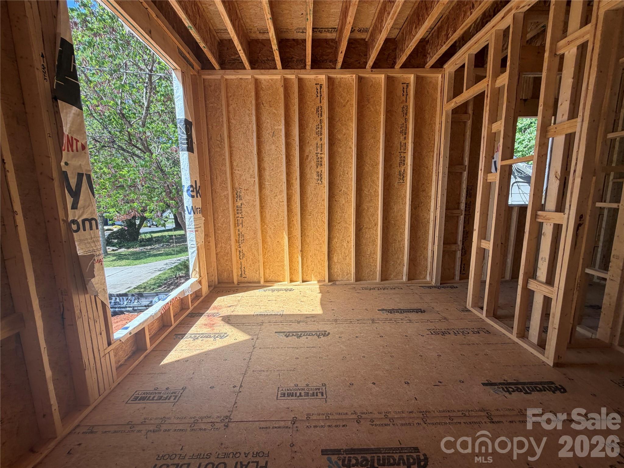 4127 Commonwealth Avenue, Charlotte, NC - photo 6 of 11