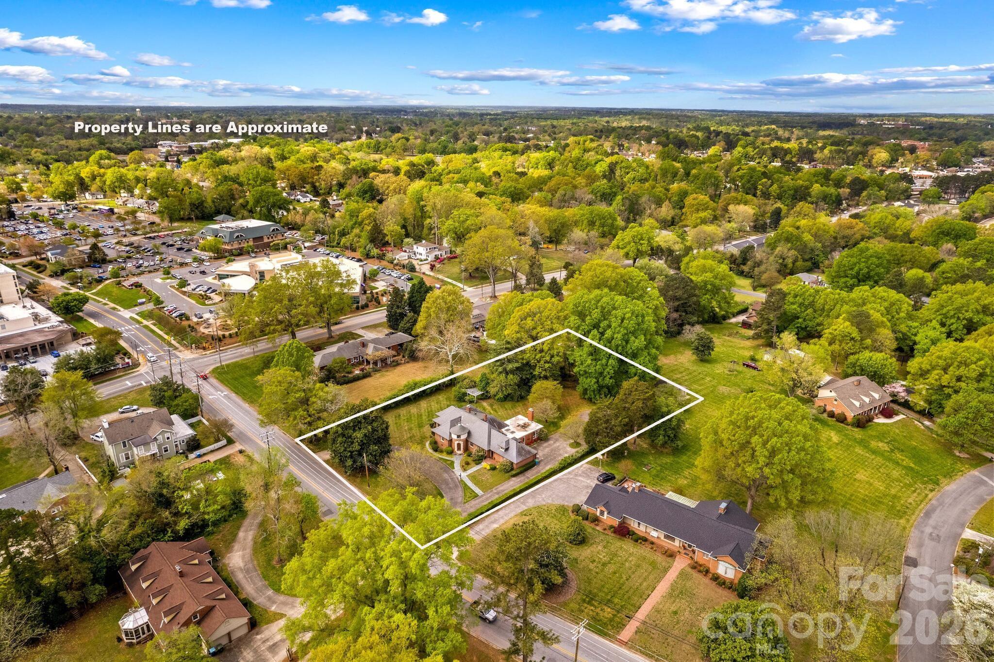 Photo 3 of 725 Mocksville Avenue, Salisbury, NC