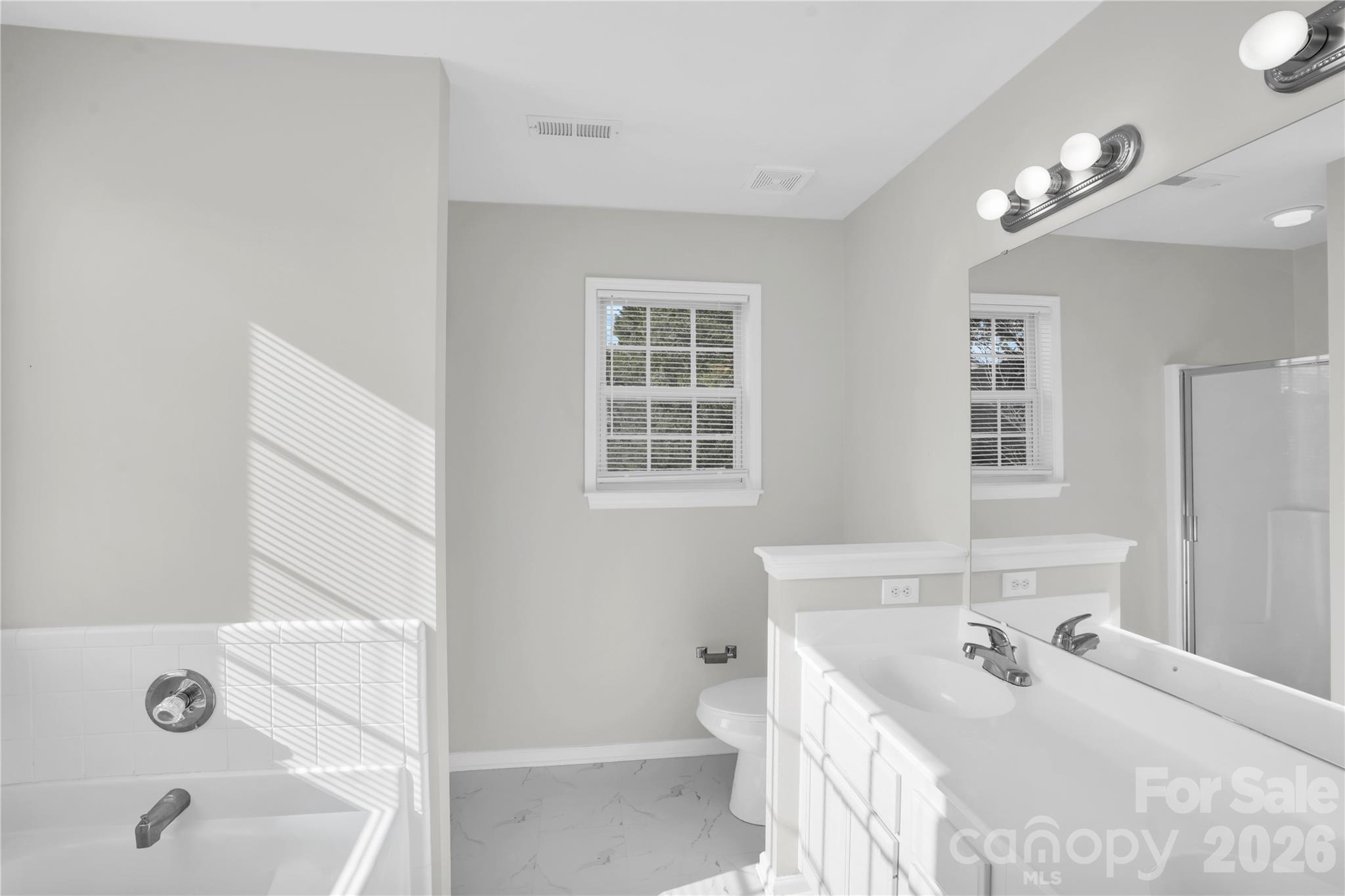 Photo 22 of 5815 Waverly Lynn Lane, Charlotte, NC