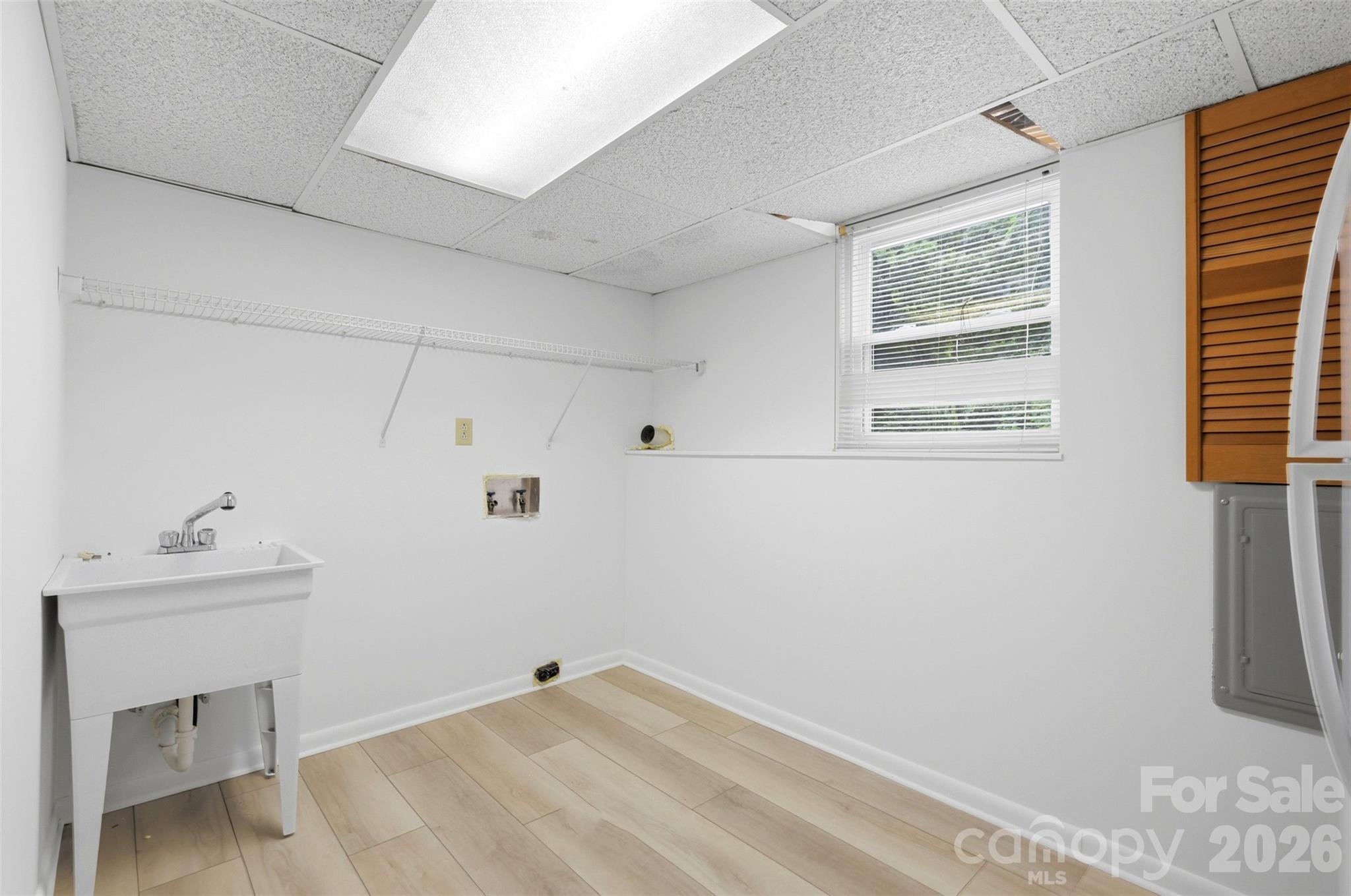 Photo 33 of 716 Regency Drive, Charlotte, NC