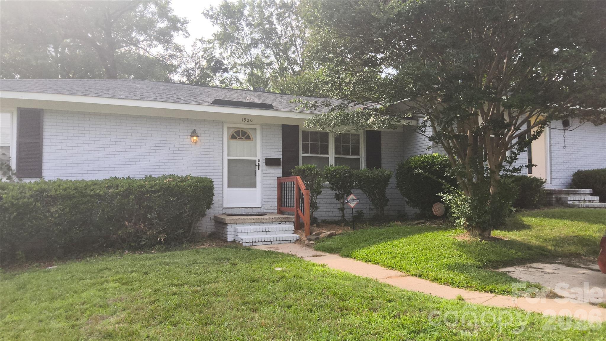 Home for sale at 1920 Herrin Avenue, Charlotte, NC — photo 1 of 24