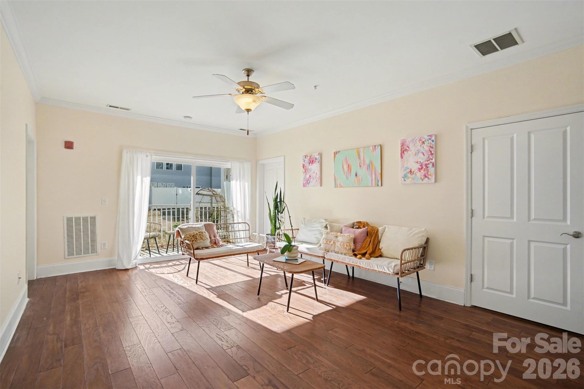 Photo 3 of 6605 Central Pacific Avenue, Charlotte, NC