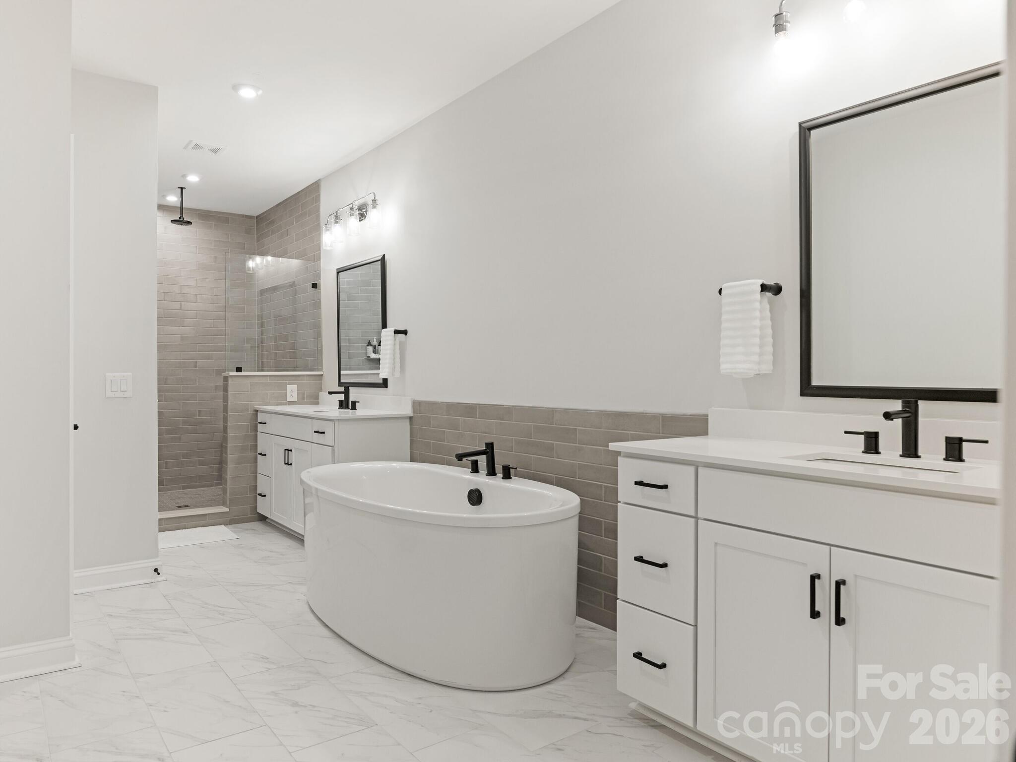 2555 Deacon Avenue, Charlotte, NC - photo 20 of 36