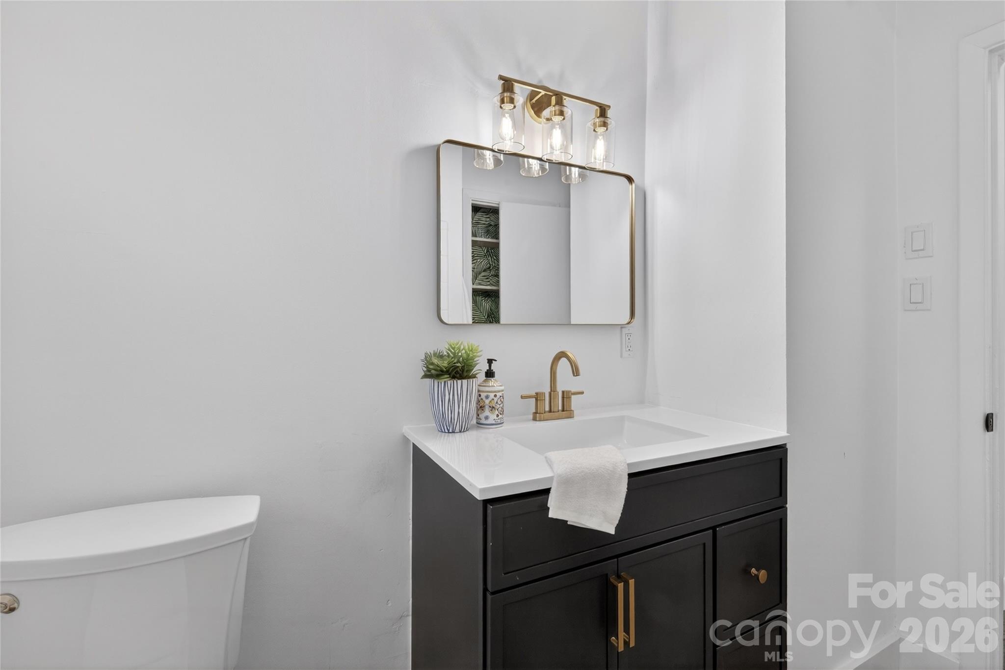 Photo 21 of 5412 Milhaven Lane, Charlotte, NC