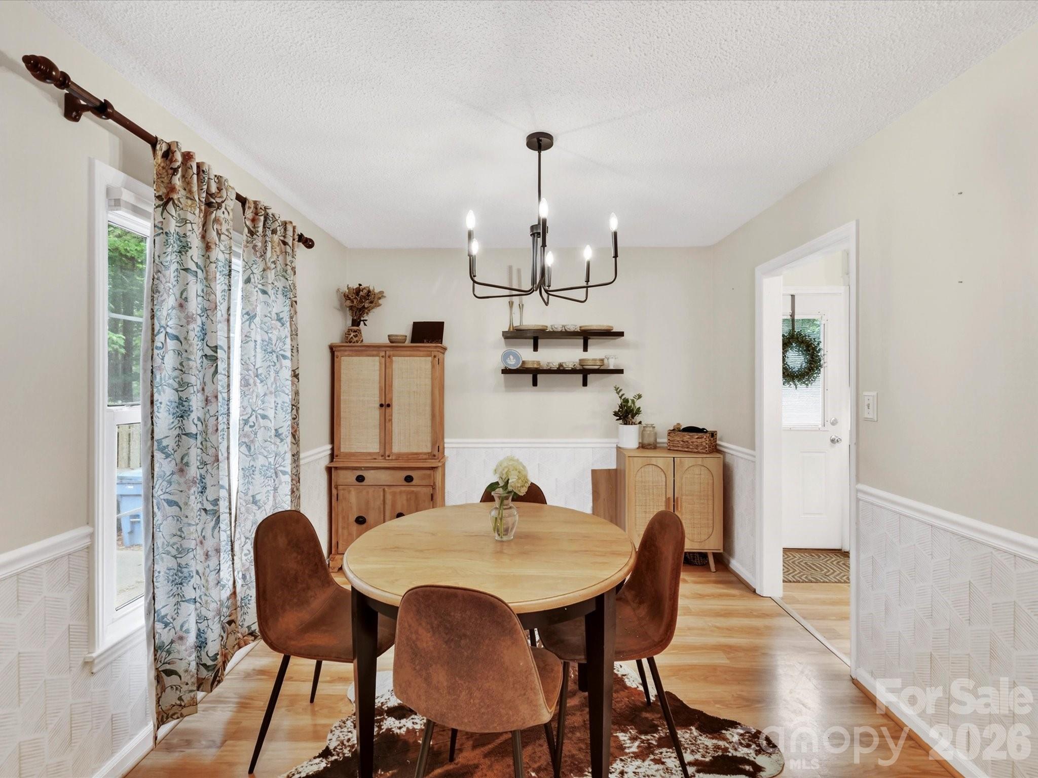 Photo 4 of 119 Cliffwood Circle, Mooresville, NC
