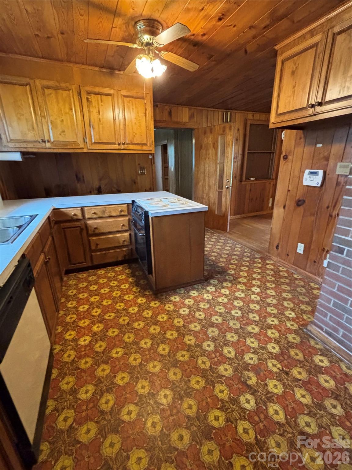 Home for sale at 819 N Piedmont Avenue, Kings Mountain, NC — photo 20 of 36