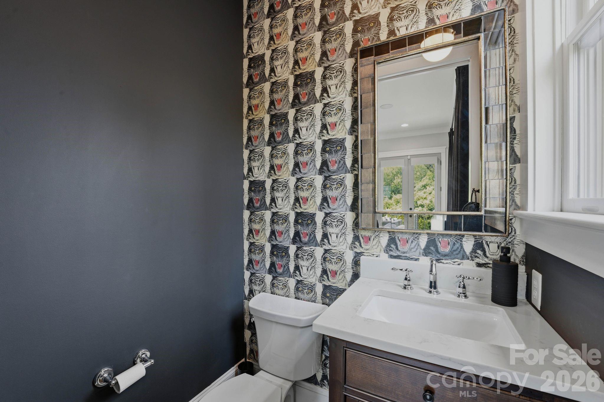 Photo 17 of 812 Ideal Way, Charlotte, NC