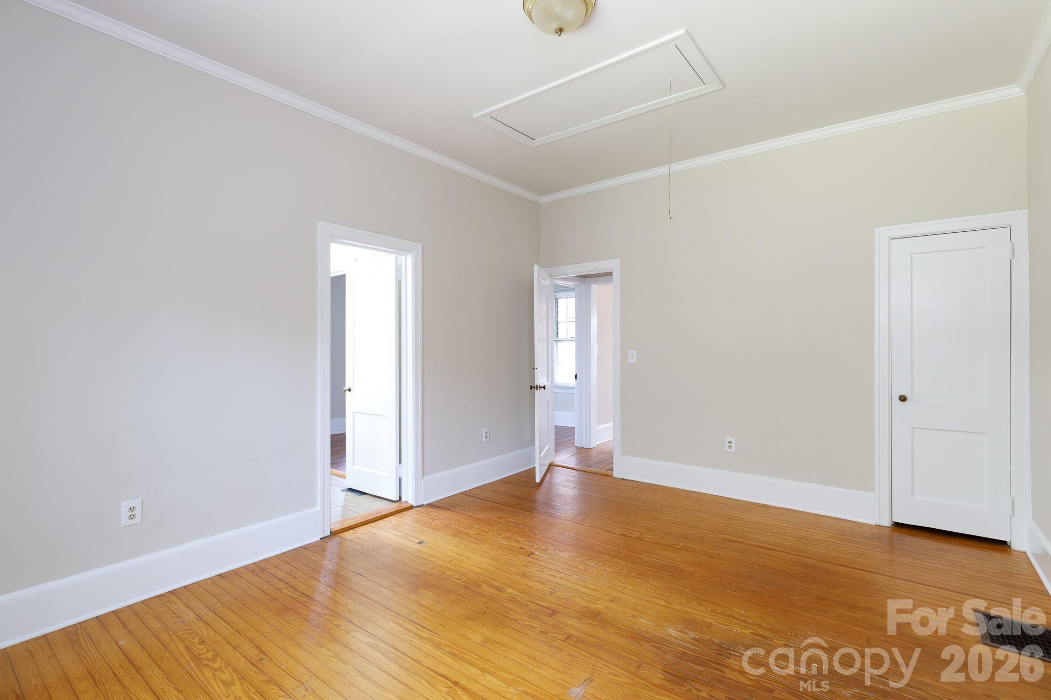 224 W 4th Avenue, Gastonia, NC - photo 18 of 33