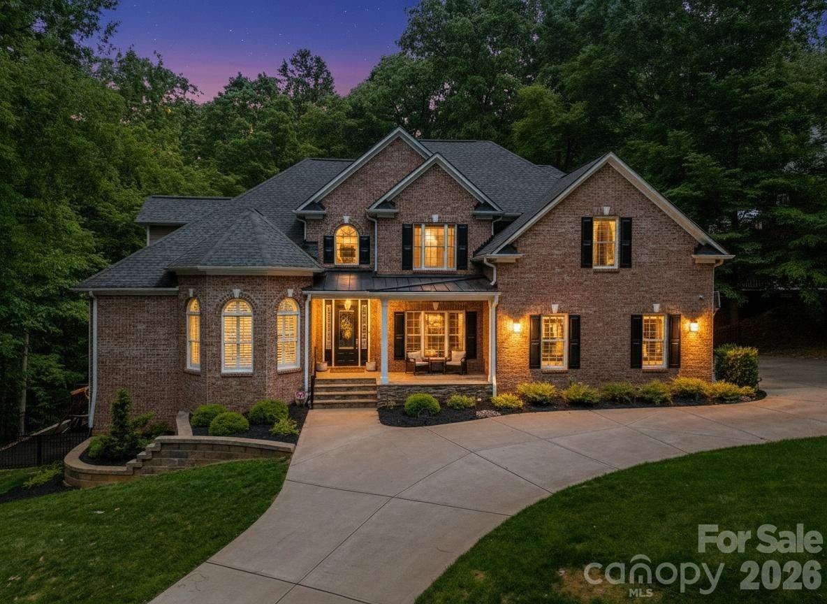 306 Mayworth Way, Cramerton, NC