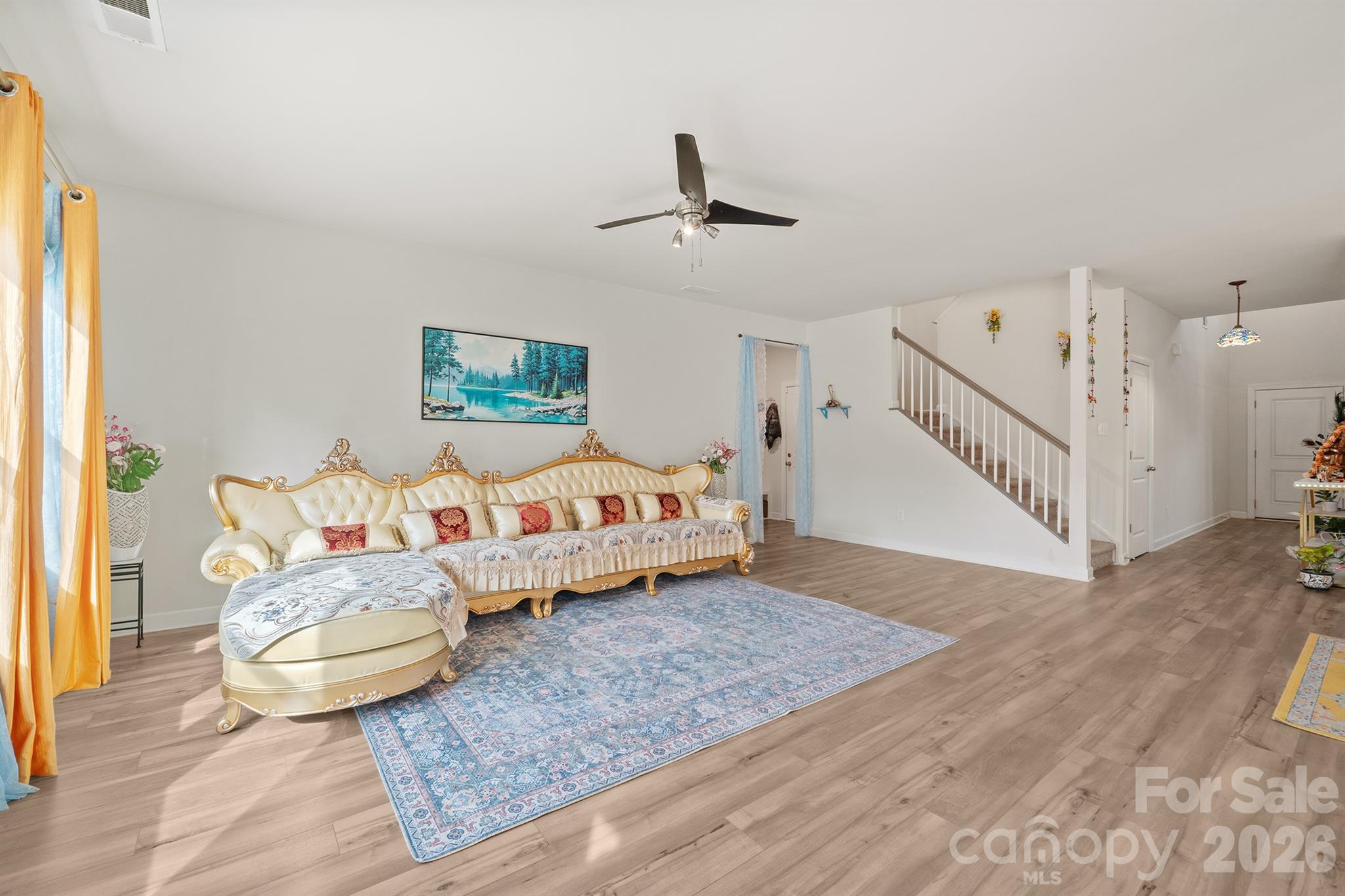 Photo 8 of 13022 KENWORTH Road, Charlotte, NC