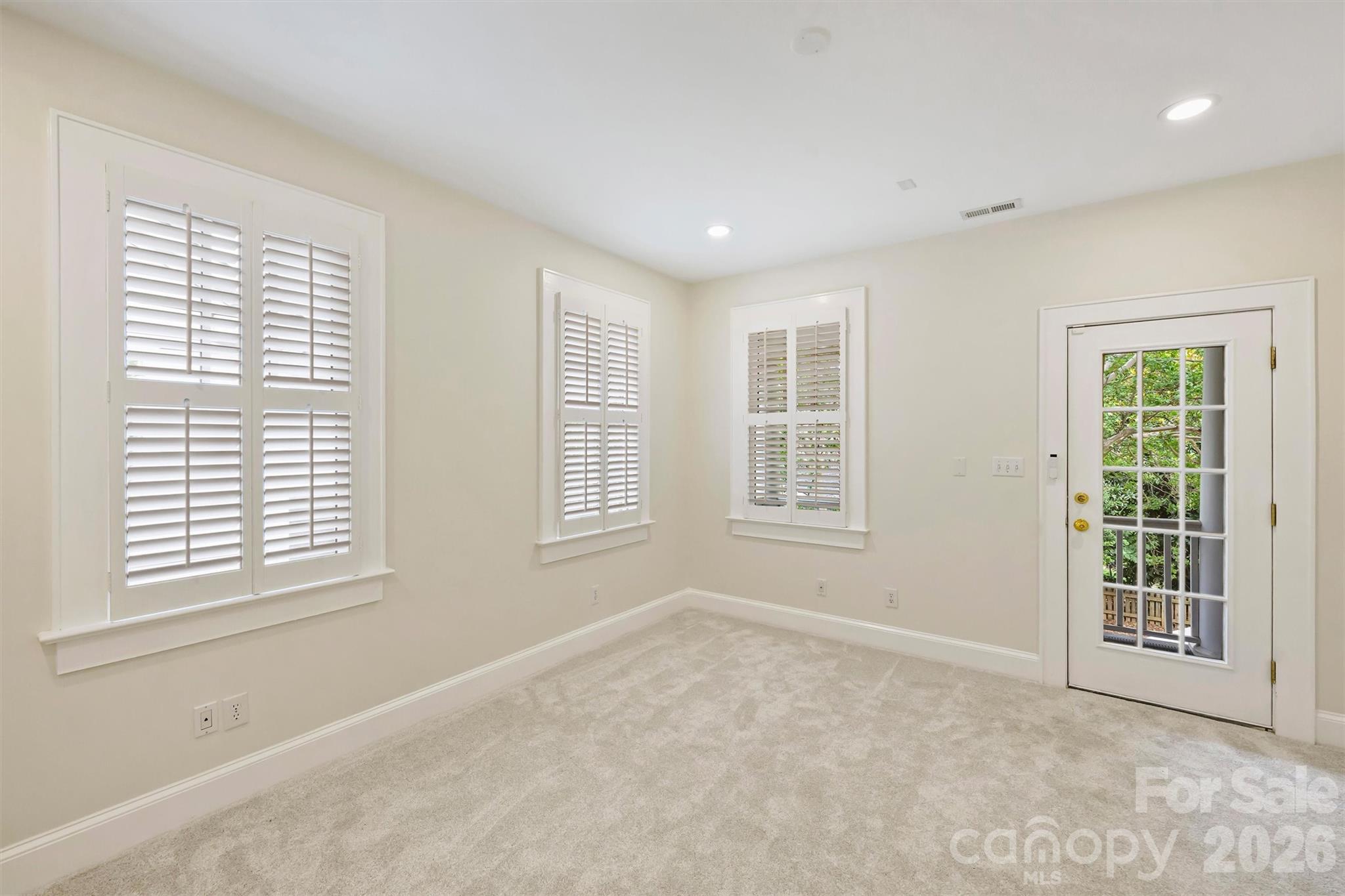 Photo 33 of 2126 Dilworth Road E, Charlotte, NC