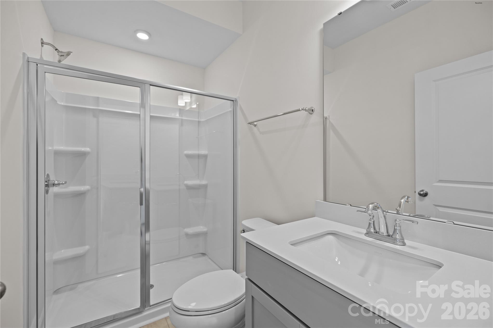 Photo 4 of 3027 Rozzelles Ferry Road, Charlotte, NC