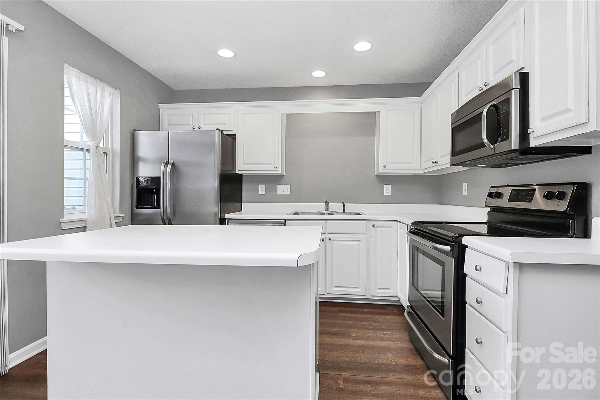 Photo 12 of 10739 Holly Ridge Boulevard, Charlotte, NC
