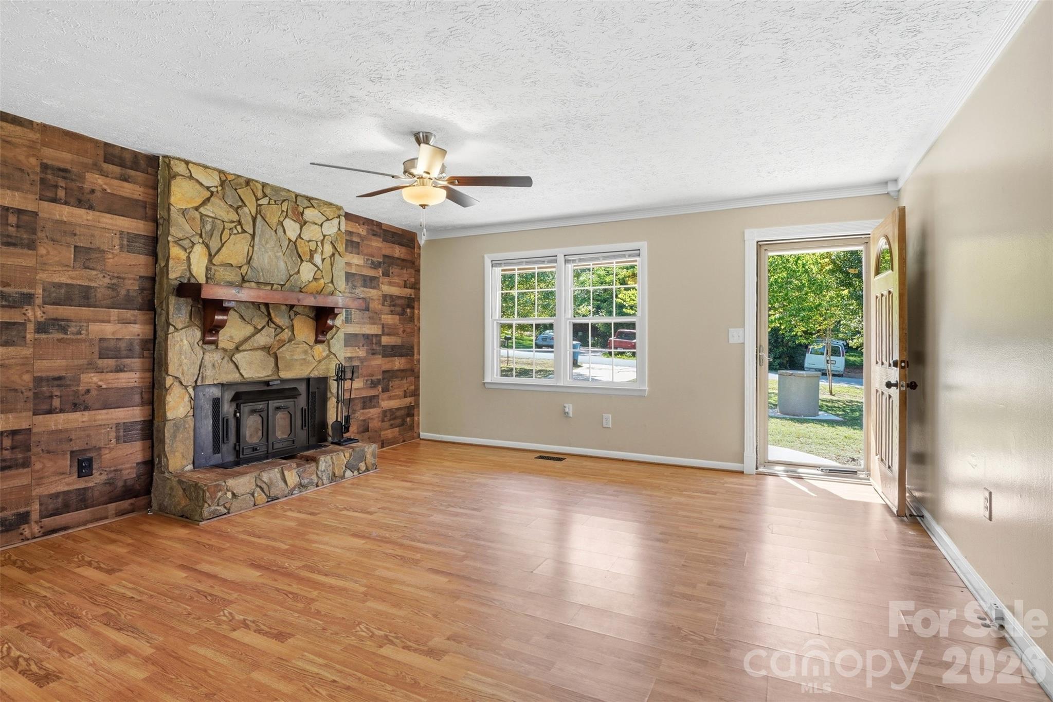 Photo 4 of 1903 Robyn Avenue, Shelby, NC