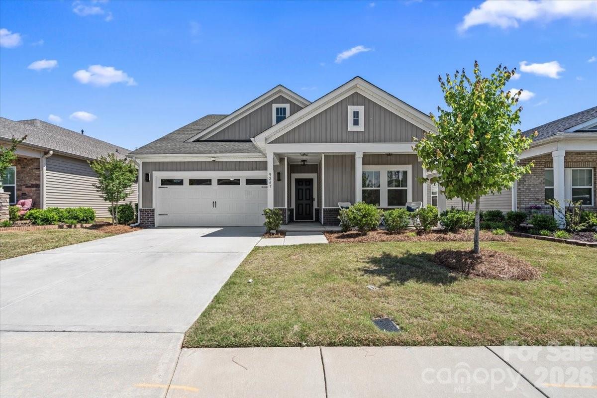 Photo 3 of 9287 Dunwich Drive, Gastonia, NC